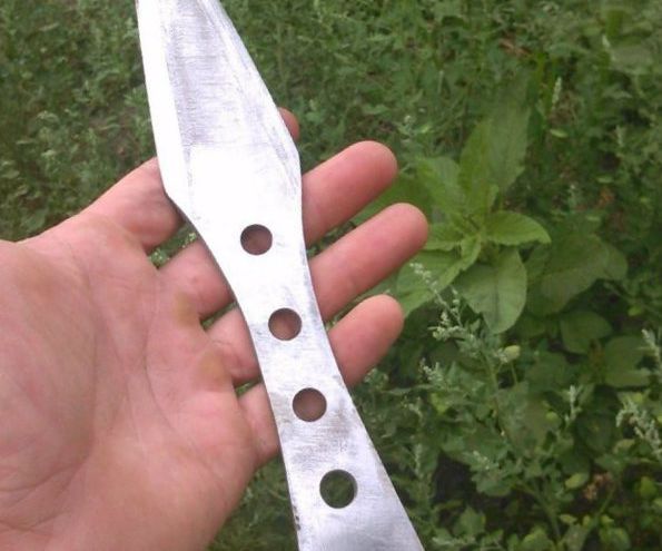 Throwing Knife : 4 Steps (with Pictures) - Instructables
