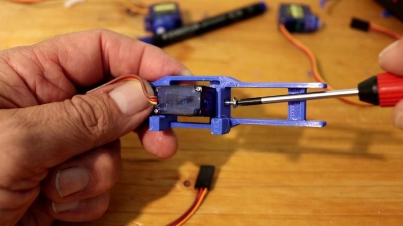 Blue Robot Ant : 8 Steps (with Pictures) - Instructables