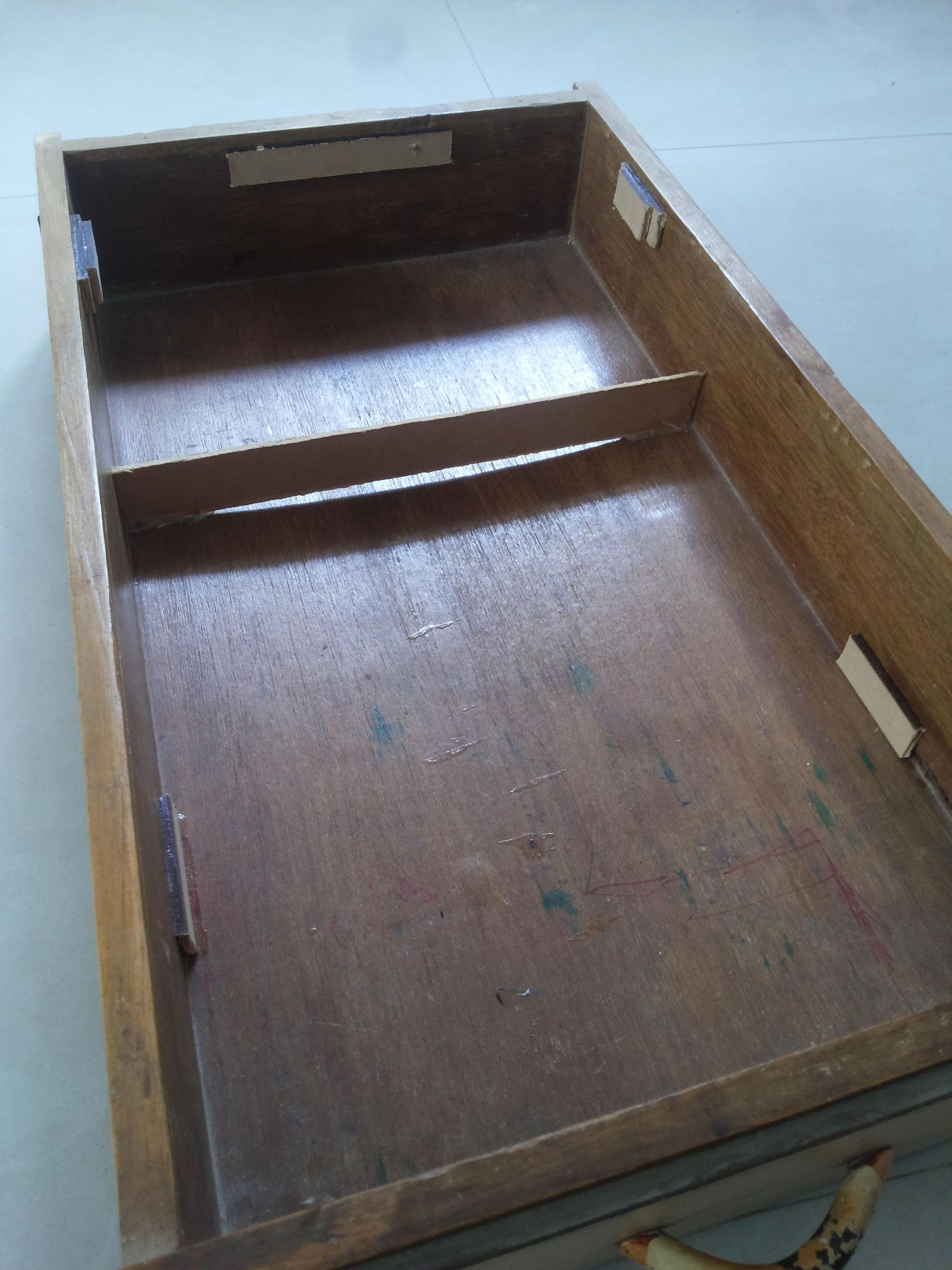 Secret Compartment in Drawer : 4 Steps - Instructables