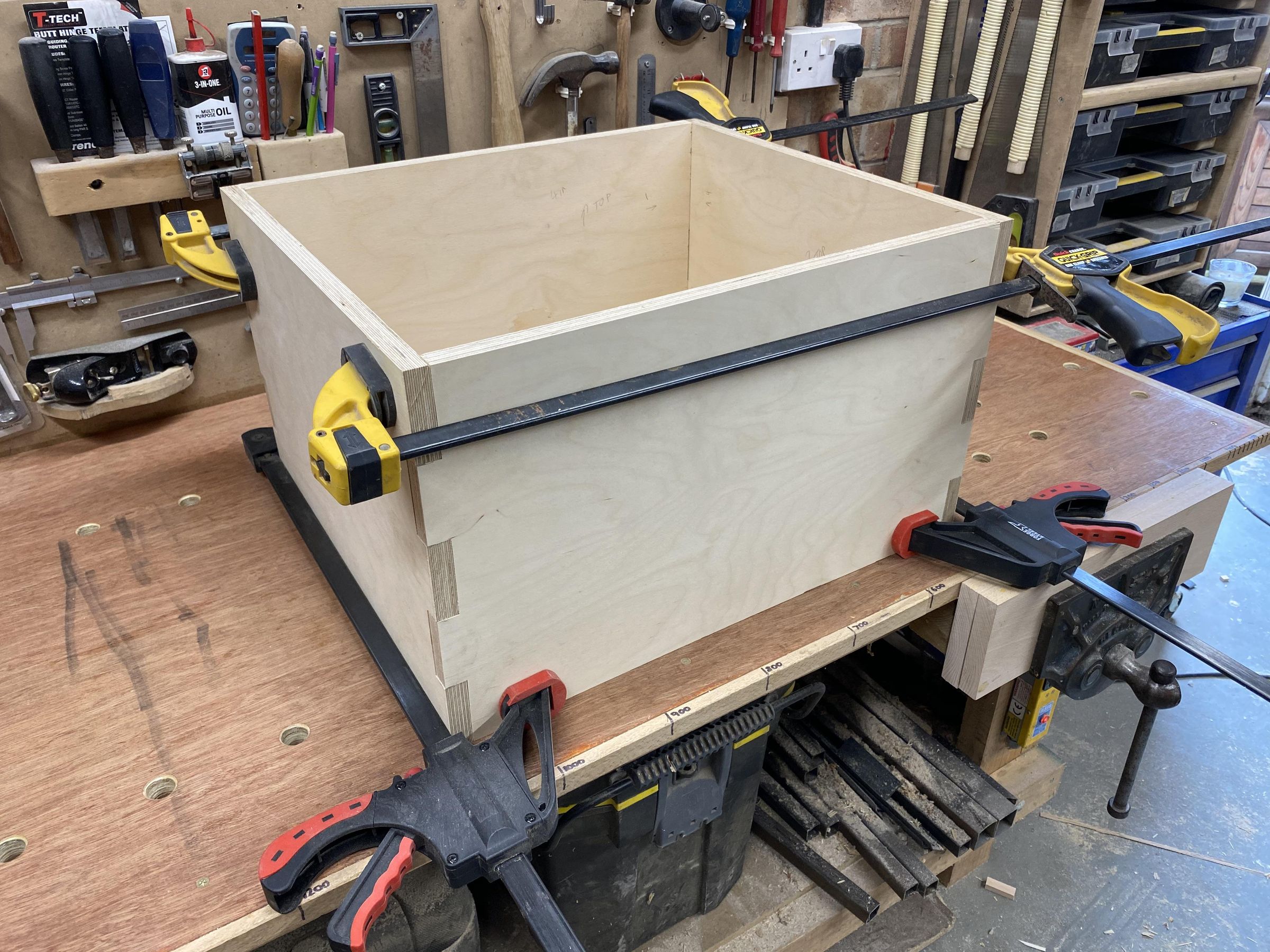 Deep Hole in a Small Box, a Different Take on the Infinity Mirror. : 10 ...