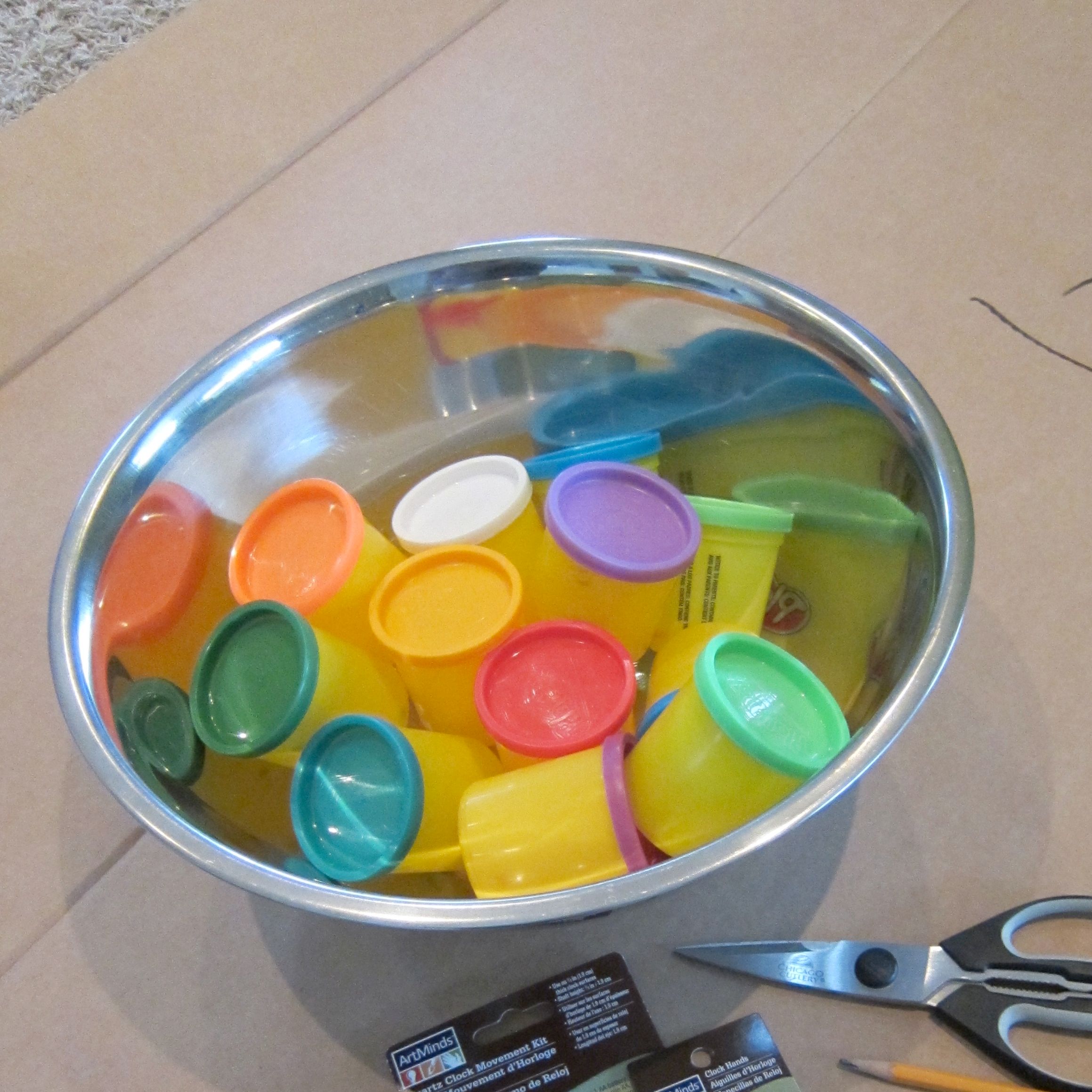 Play-Doh Lid Clock : 6 Steps (with Pictures) - Instructables