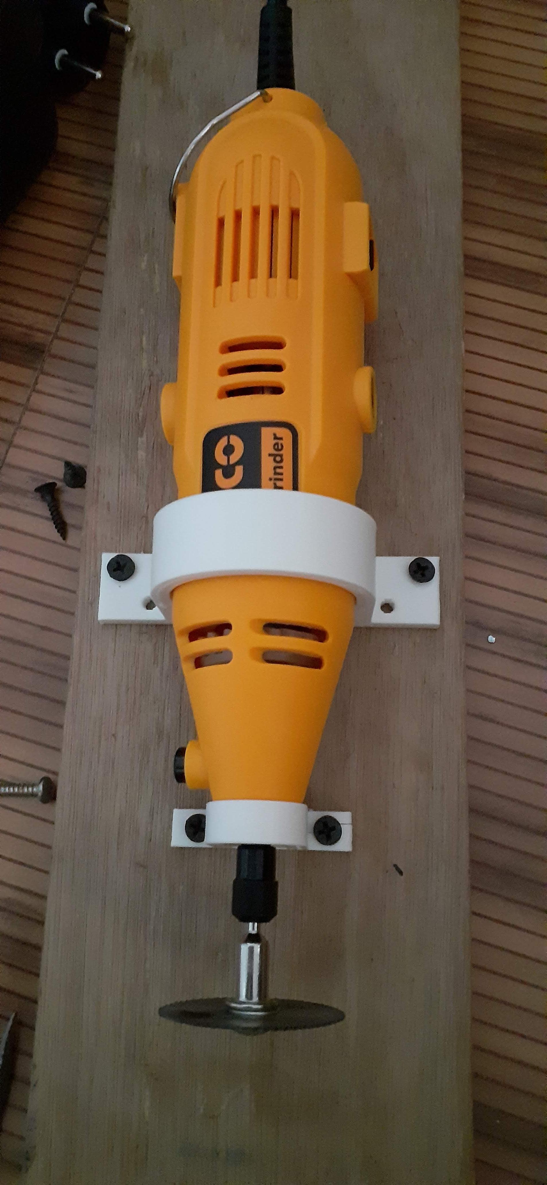 Perfect Straight Cutting Table : 4 Steps (with Pictures) - Instructables