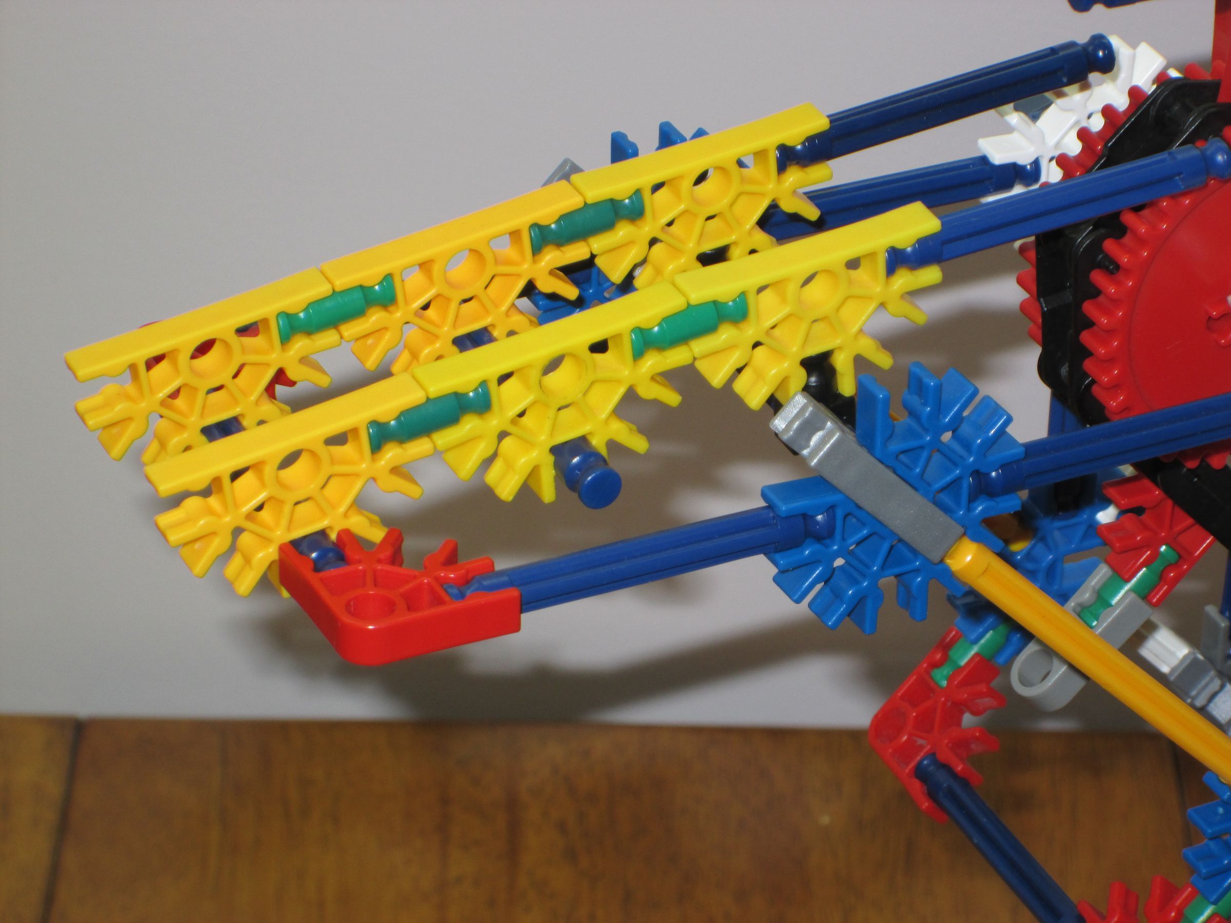 K'nex Incline Chain Lift Junior : 6 Steps (with Pictures) - Instructables