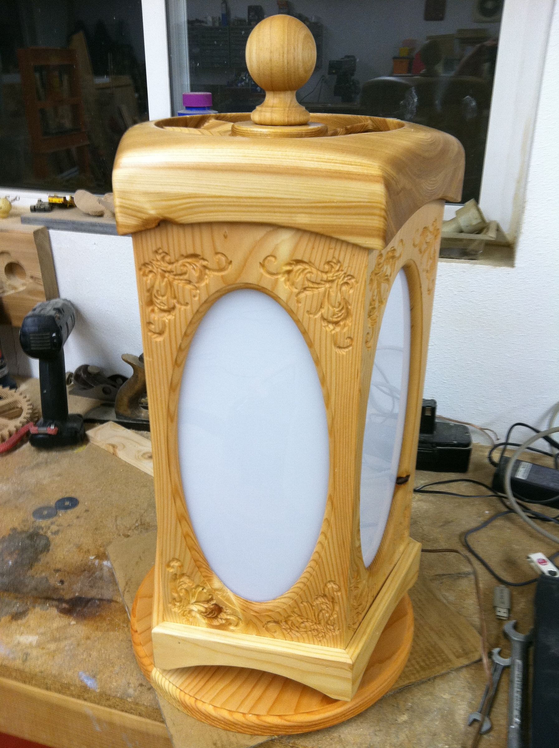 Lithopane Lamp With Rotating Shade : 10 Steps (with Pictures ...