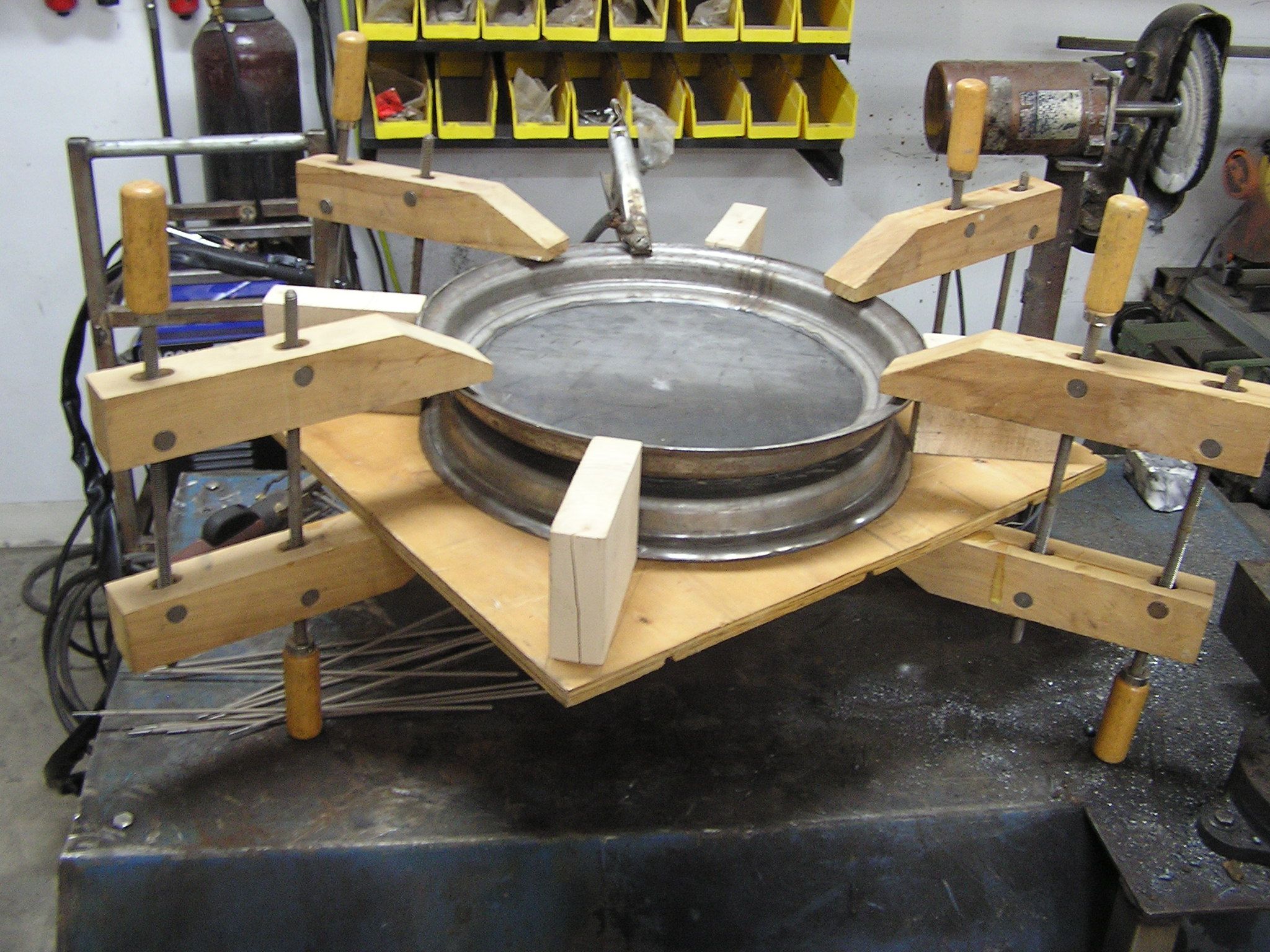 Building a Custom Automotive Wheel From Scratch : 4 Steps (with ...