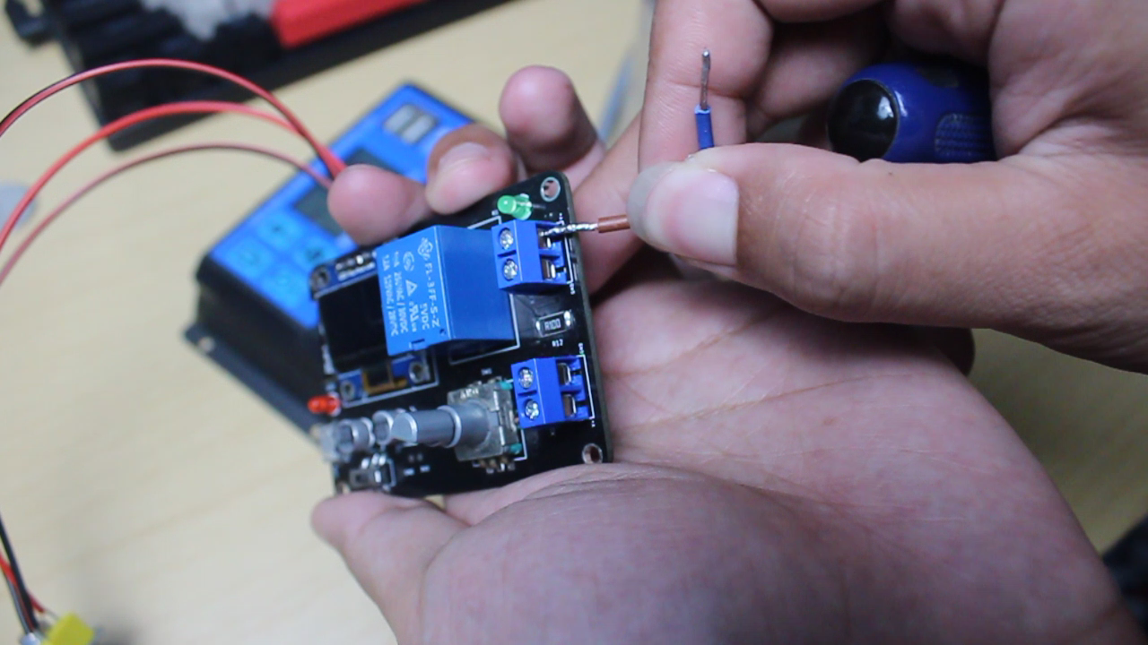 DC Power Meter / Logger Using ESP8266 : 10 Steps - Instructables