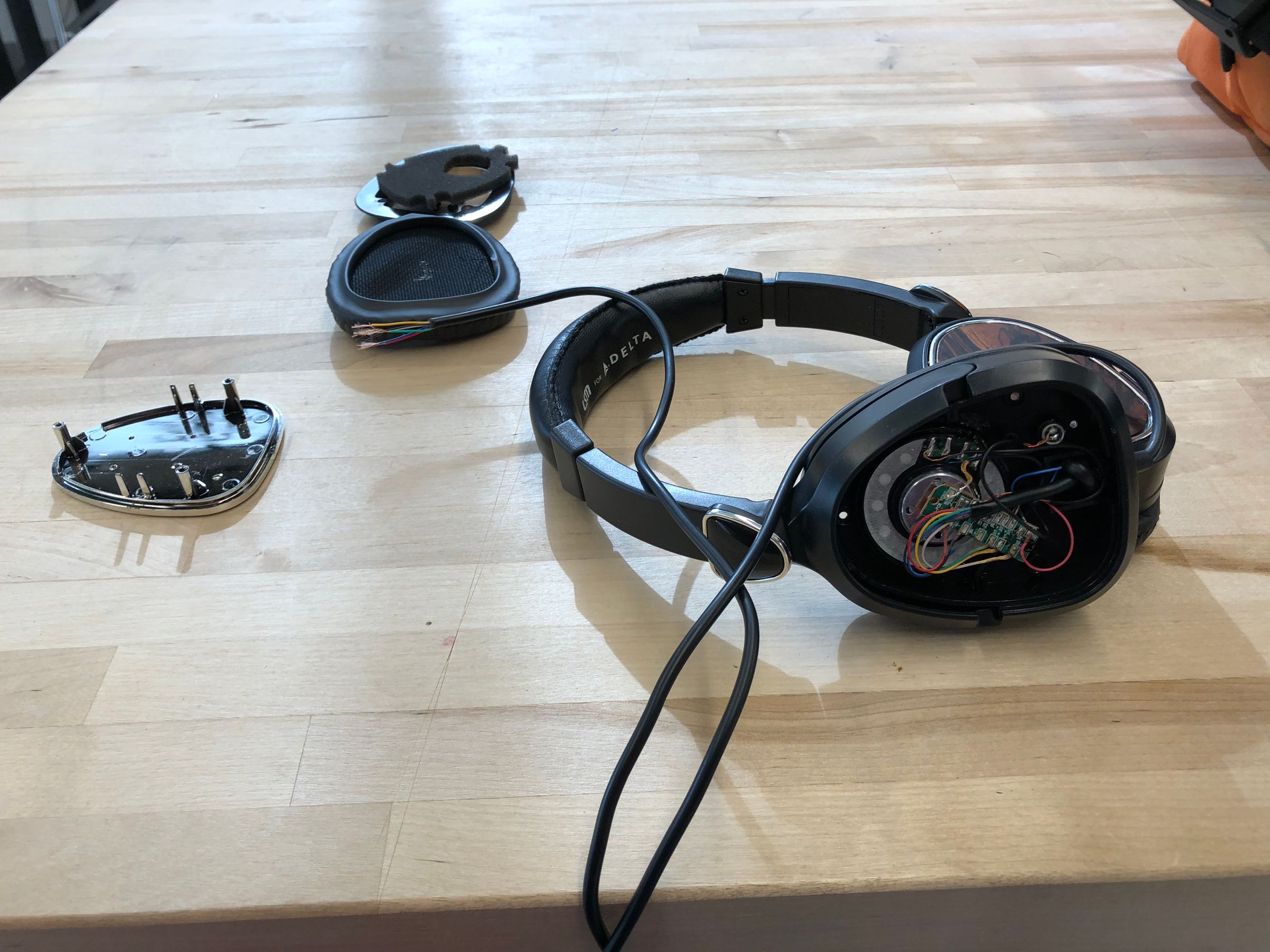 Headphone Conversion : 3 Steps - Instructables
