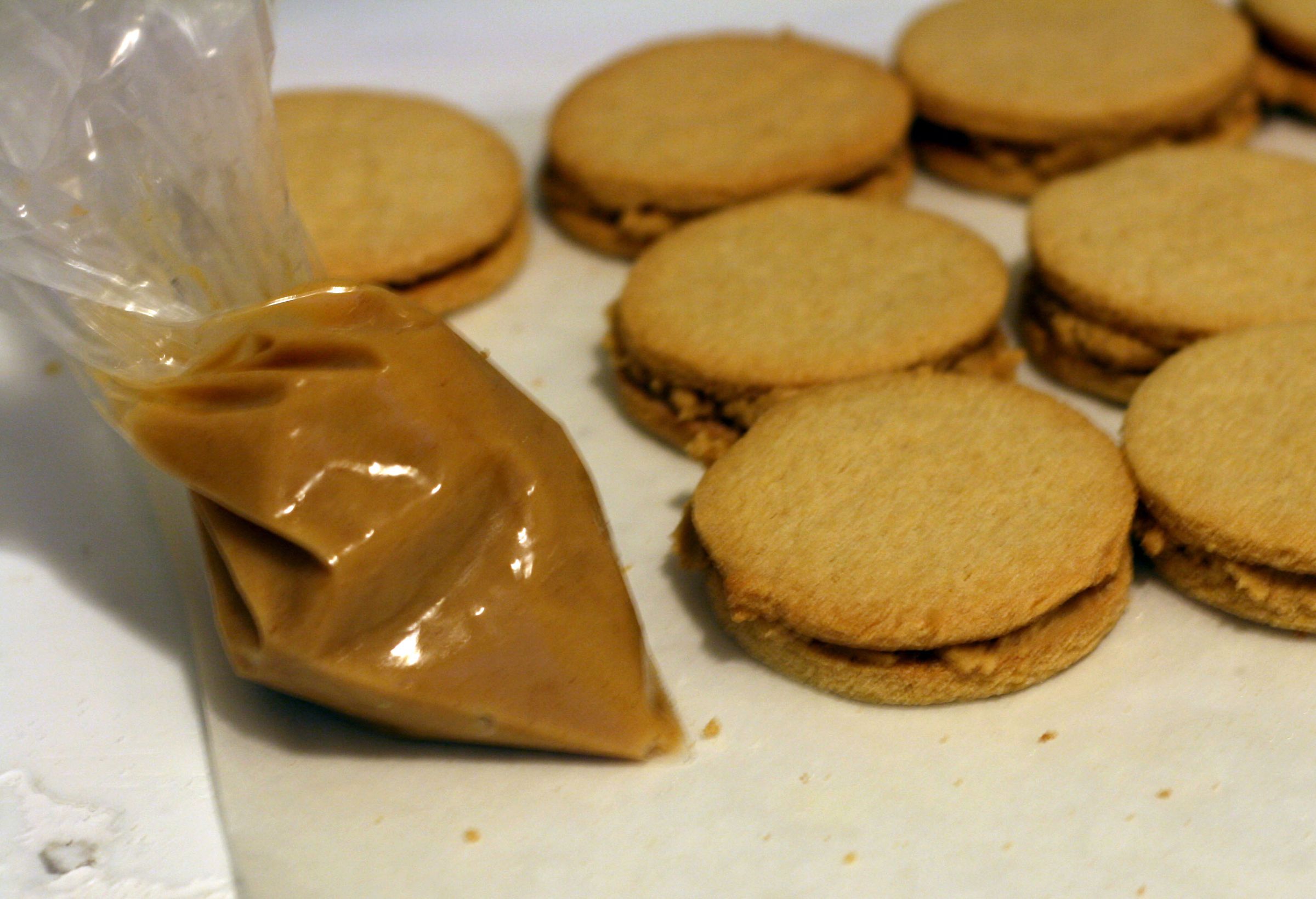 Homemade Nutter Butters Recipe : 5 Steps (with Pictures) - Instructables