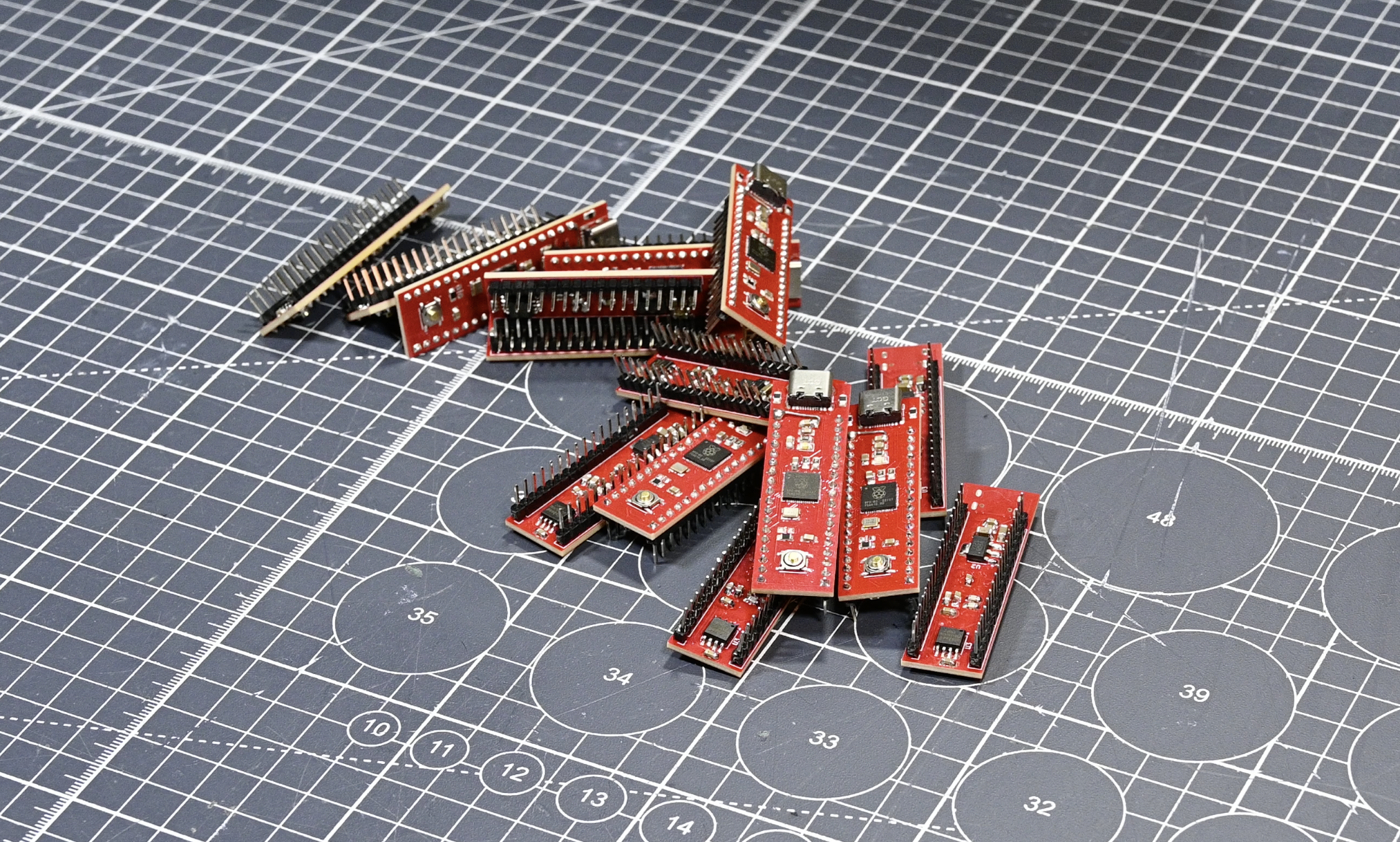 DIY "Pico Slim" Upgraded Raspberry Pi Pico-based Microcontrollers! : 9 ...
