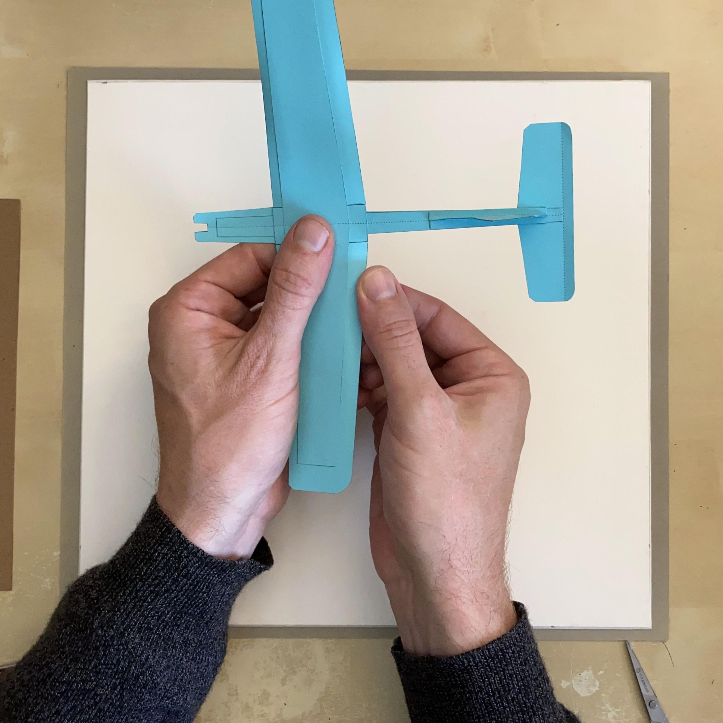 Tailless Delta & Stndrd. Config. Mechanical Pencil Gliders : 11 Steps ...