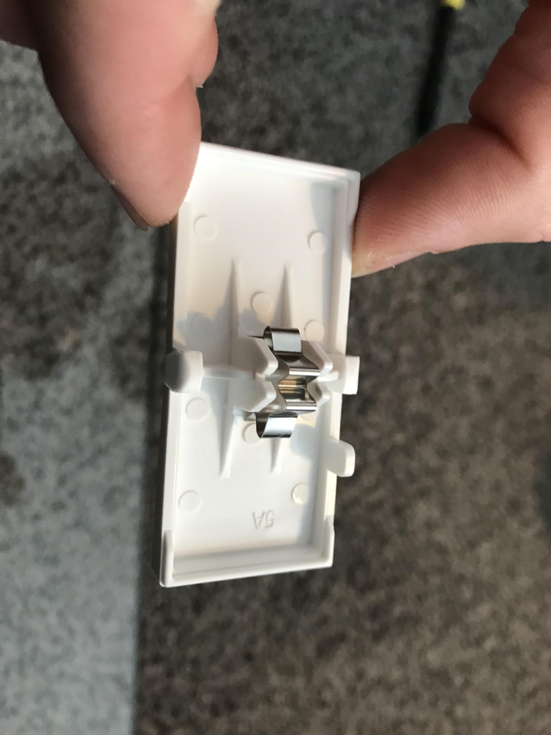 Remote Controlled Light Switch (Arduino) : 3 Steps - Instructables