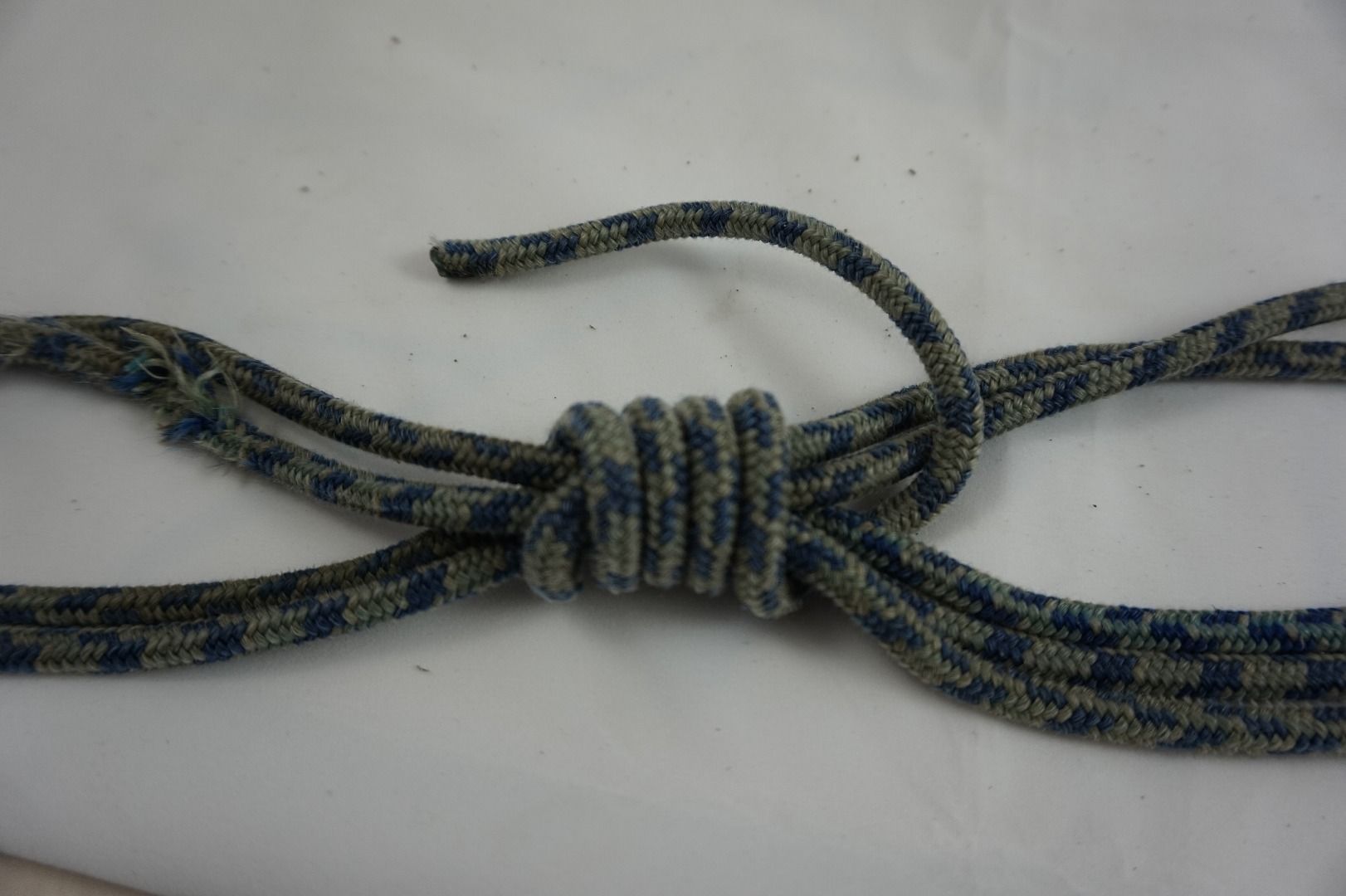 Tidy Rope Like a 10 Year Old : 4 Steps - Instructables