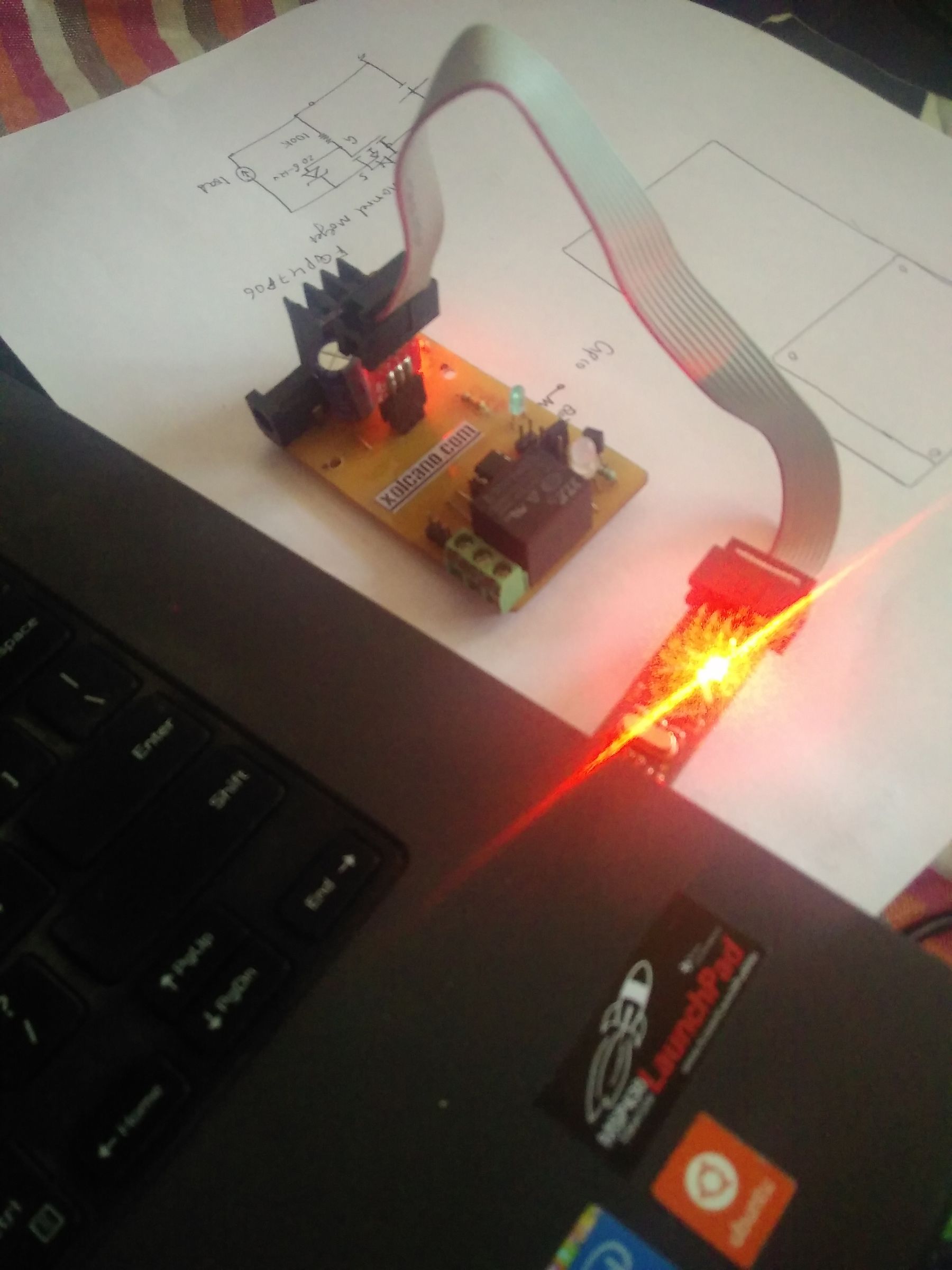 #DIY# a Complete Guide to Build Your Own ATtiny85 Project PCB With ...