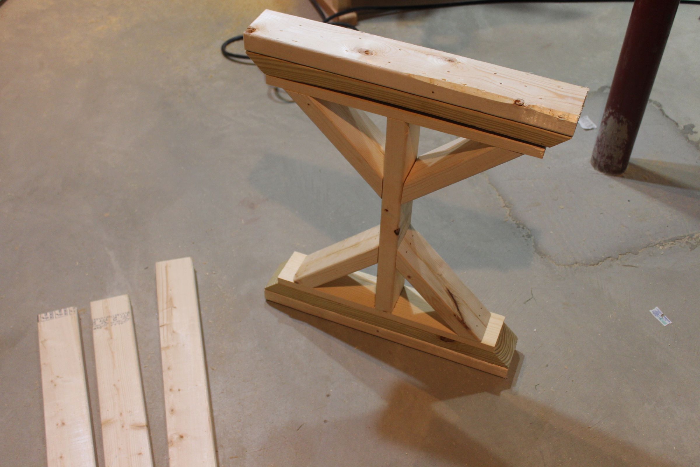 Simple Low Cost Desk/Table : 15 Steps (with Pictures) - Instructables