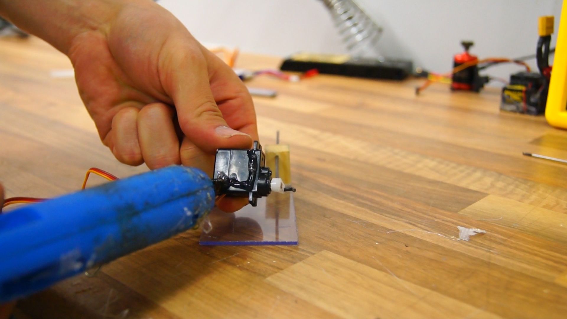 Remote Control Drop Mechanism : 7 Steps (with Pictures) - Instructables