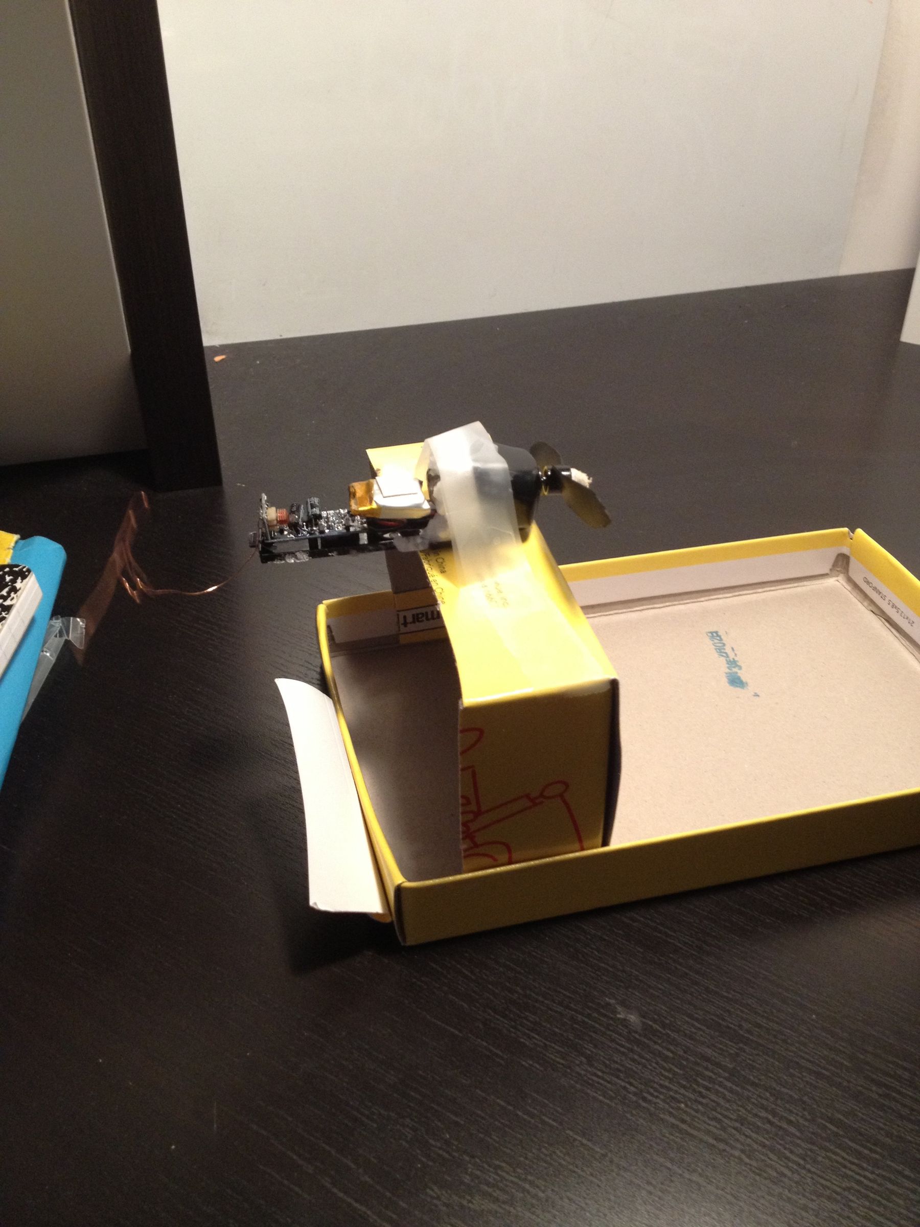 Make a Mini Rc Hovercraft : 4 Steps - Instructables