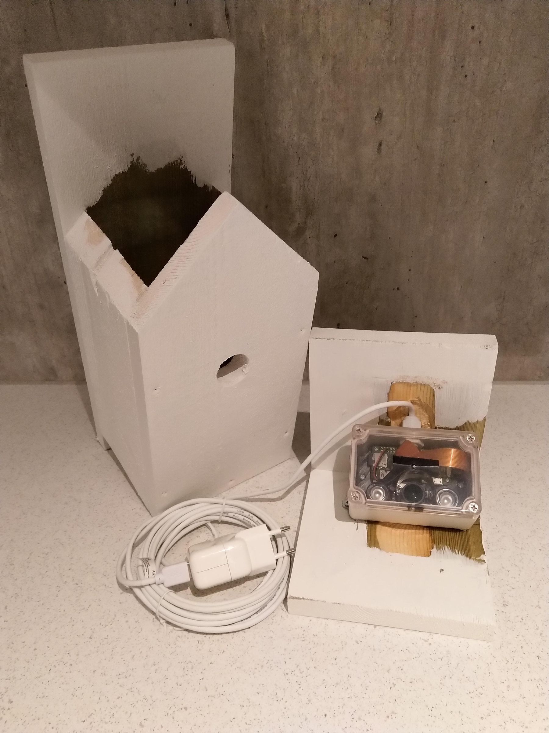 YouTube Streaming Bird Box : 4 Steps (with Pictures) - Instructables