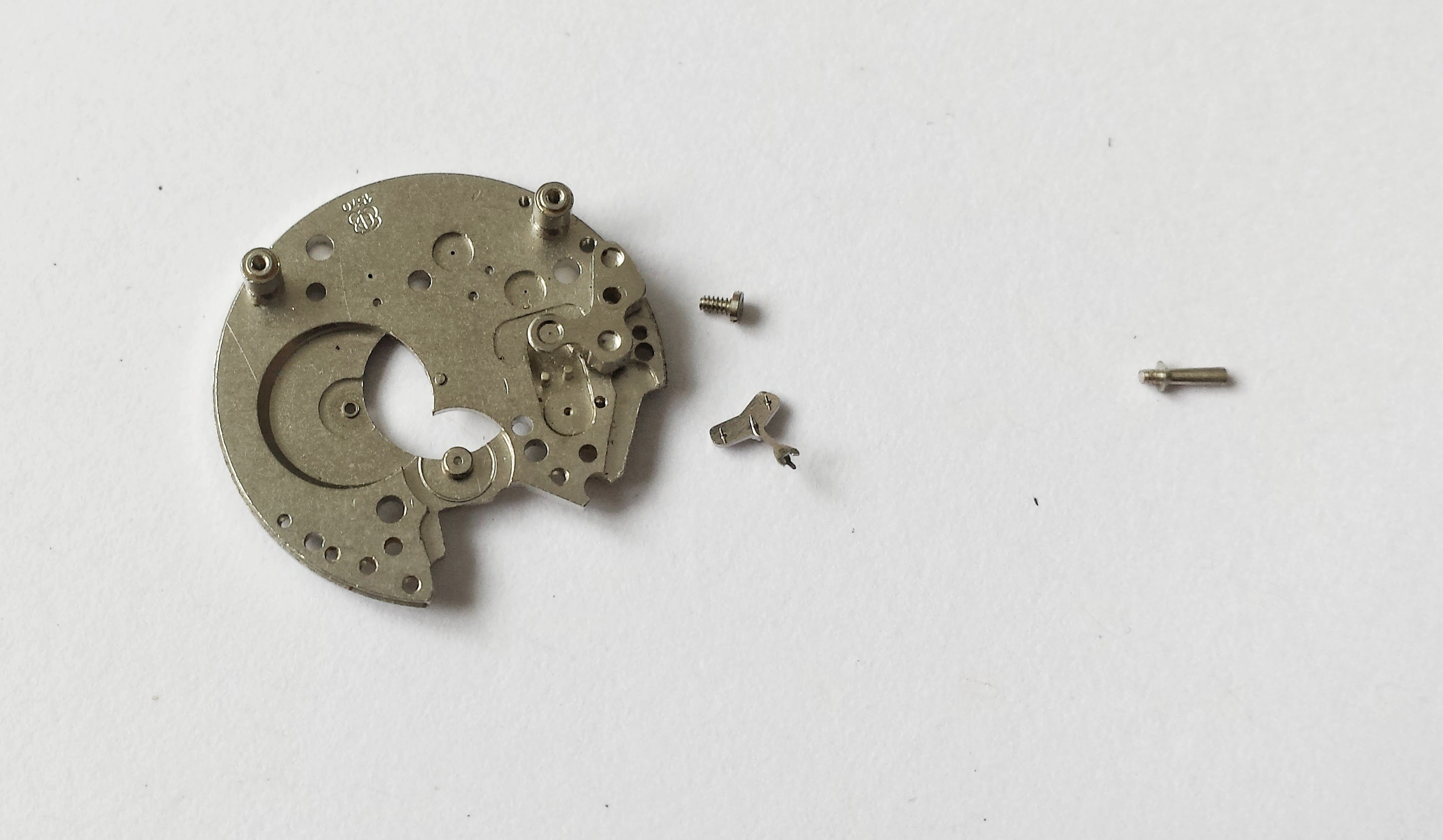 Disassembling Watches With 3 Common Tools : 18 Steps (with Pictures ...