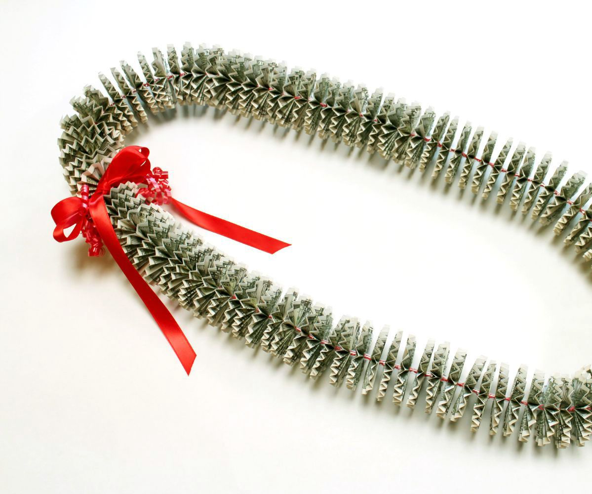 How to Create a Money Lei : 6 Steps (with Pictures) - Instructables