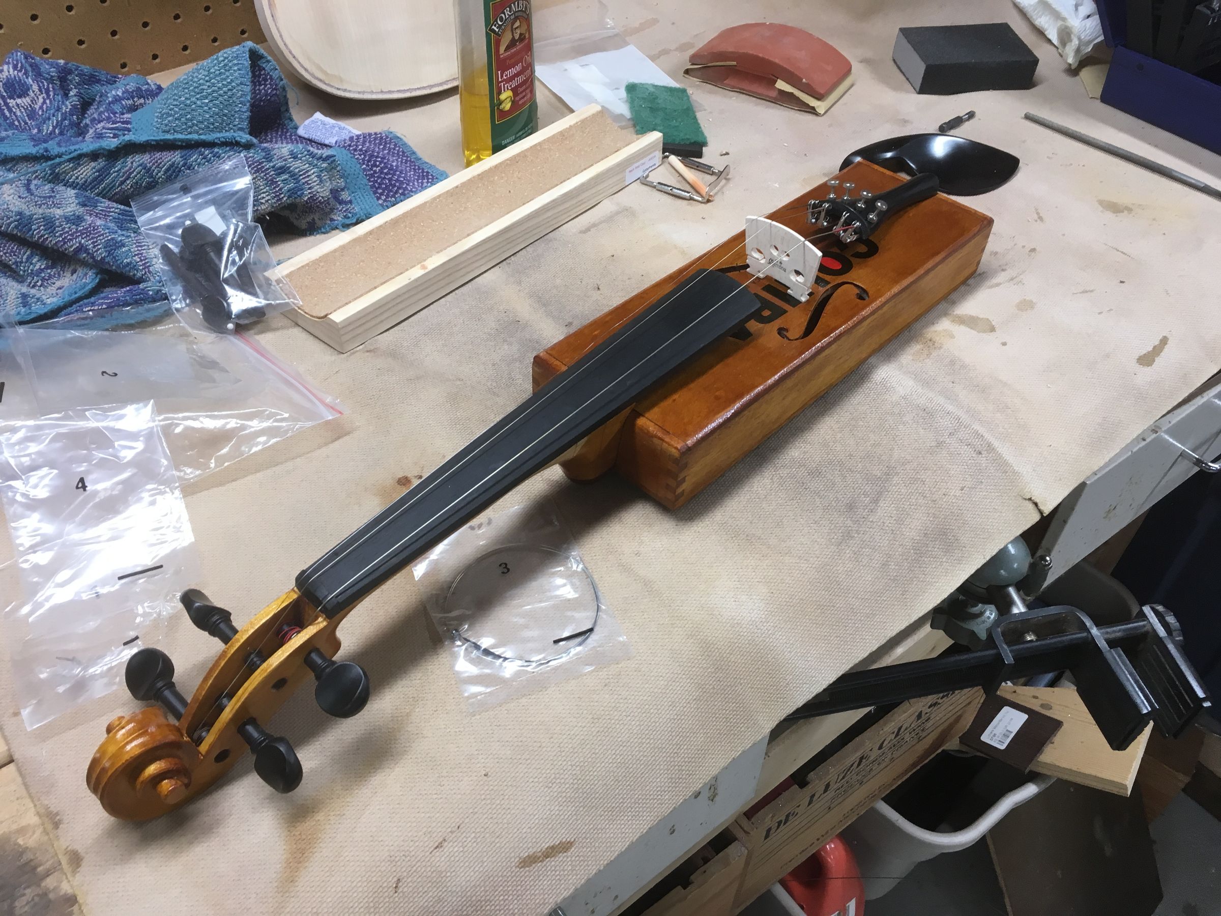 Cigar Box Fiddle / Violin : 8 Steps (with Pictures) - Instructables