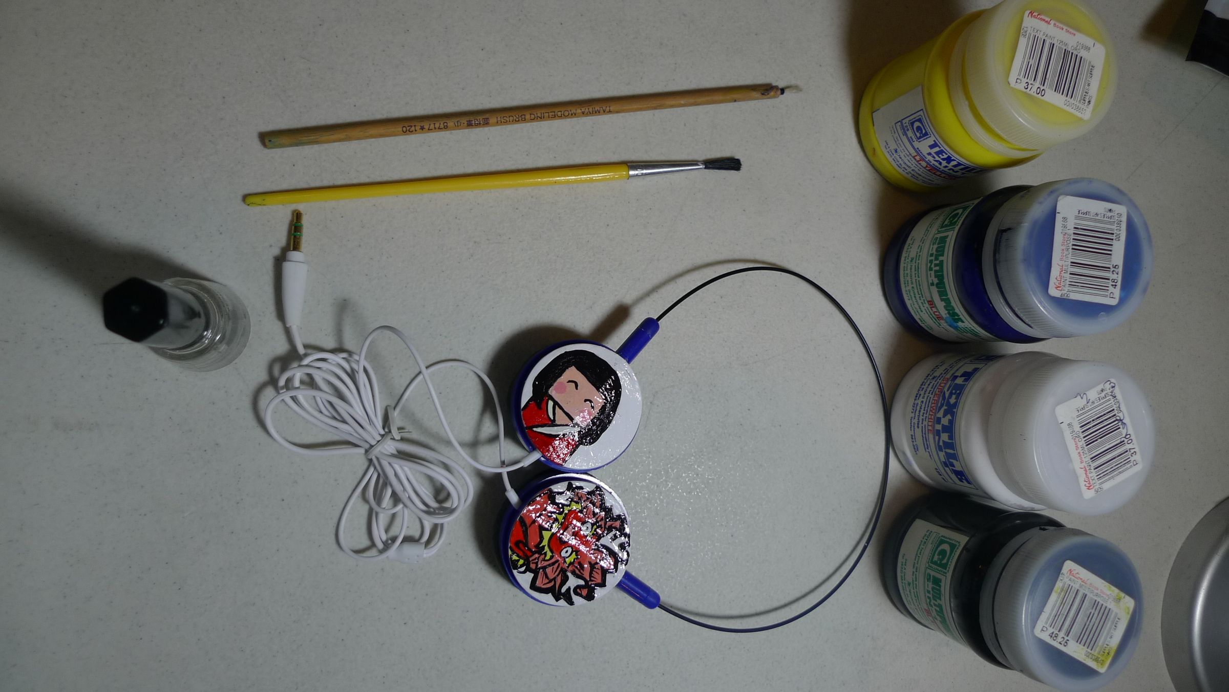 Customizing Headphones : 4 Steps (with Pictures) - Instructables