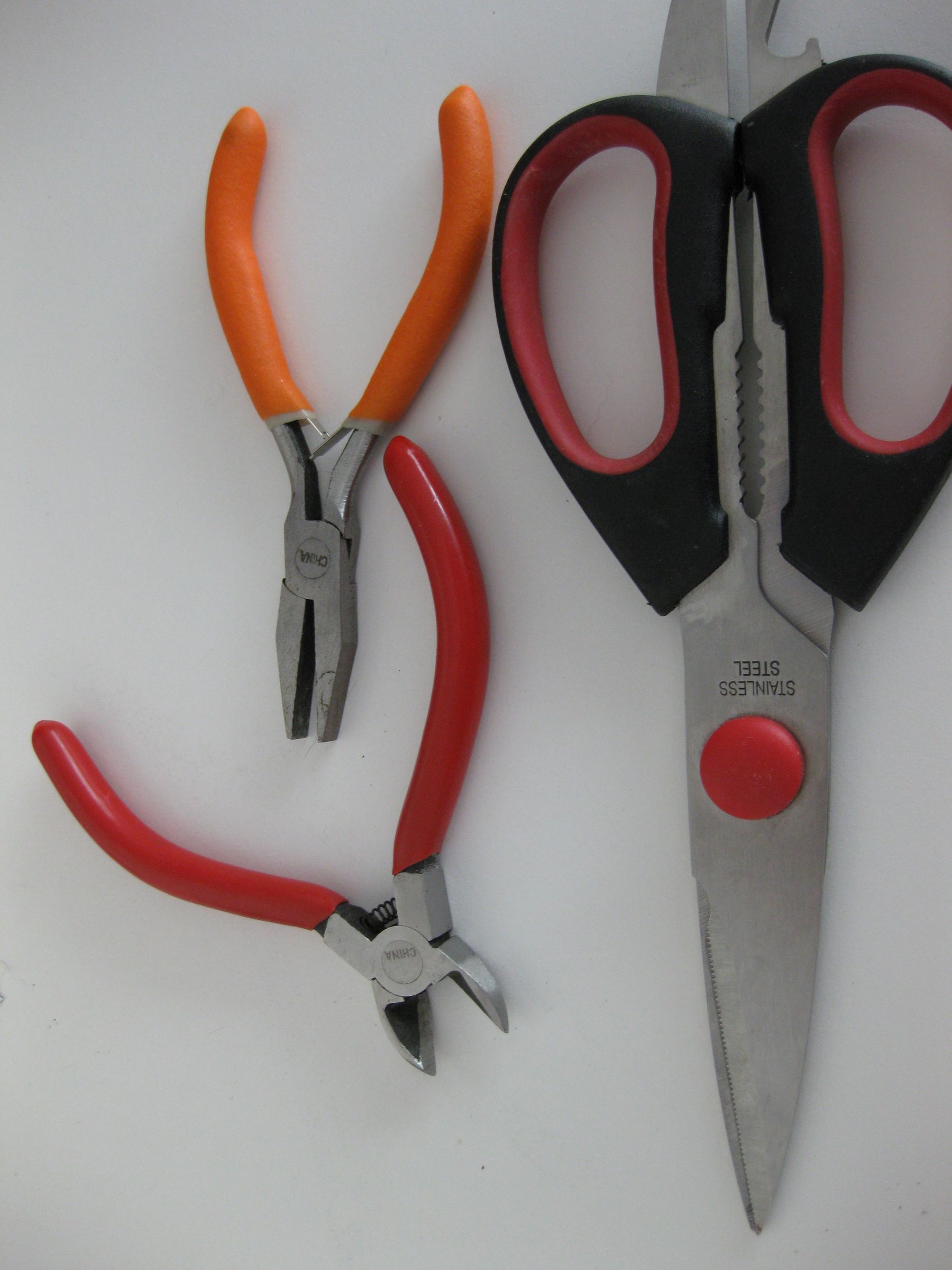 Assured Foot Ice Cleat Walkers : 5 Steps (with Pictures) - Instructables