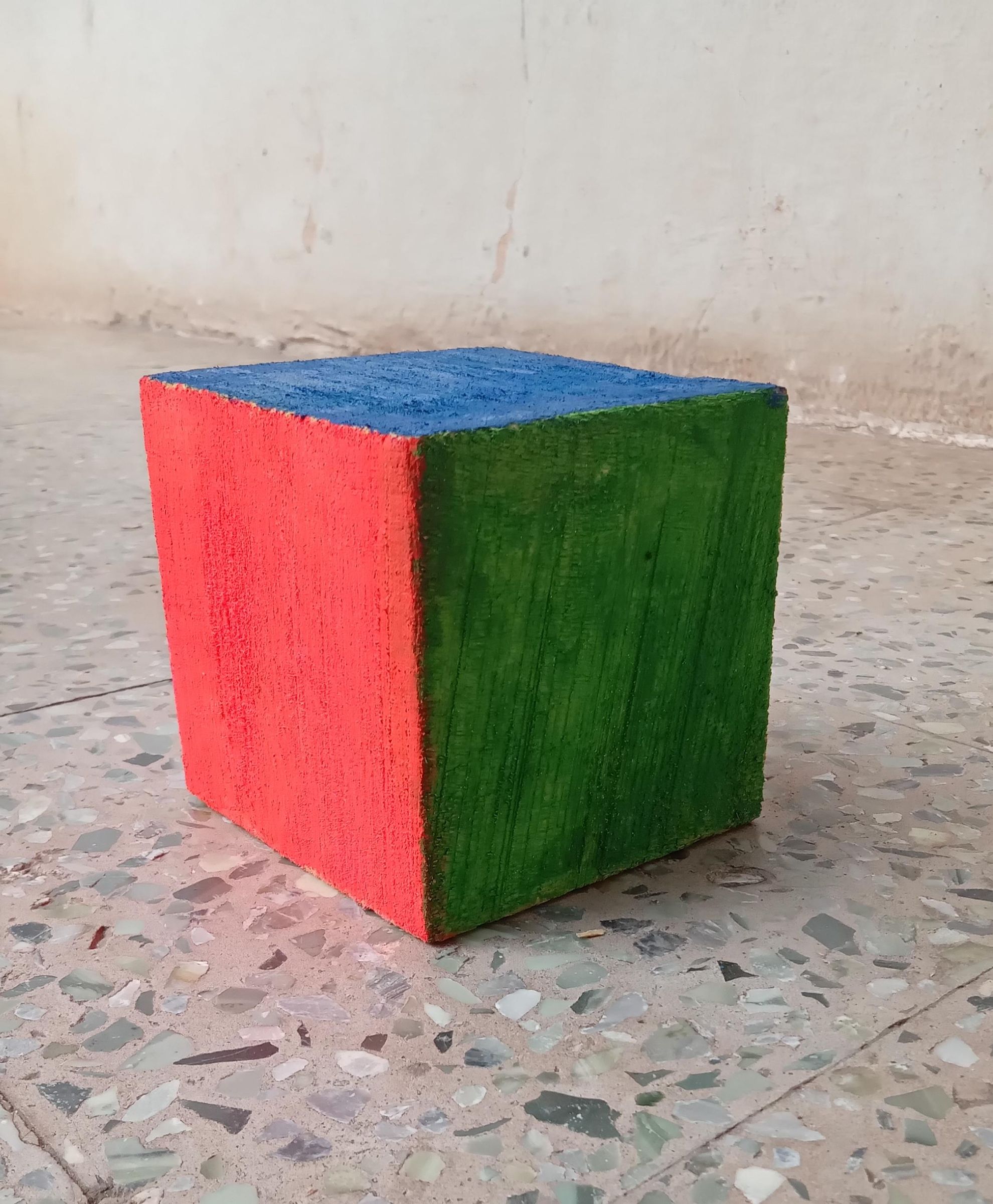 Dice Larger Than Normal Dice : 7 Steps - Instructables