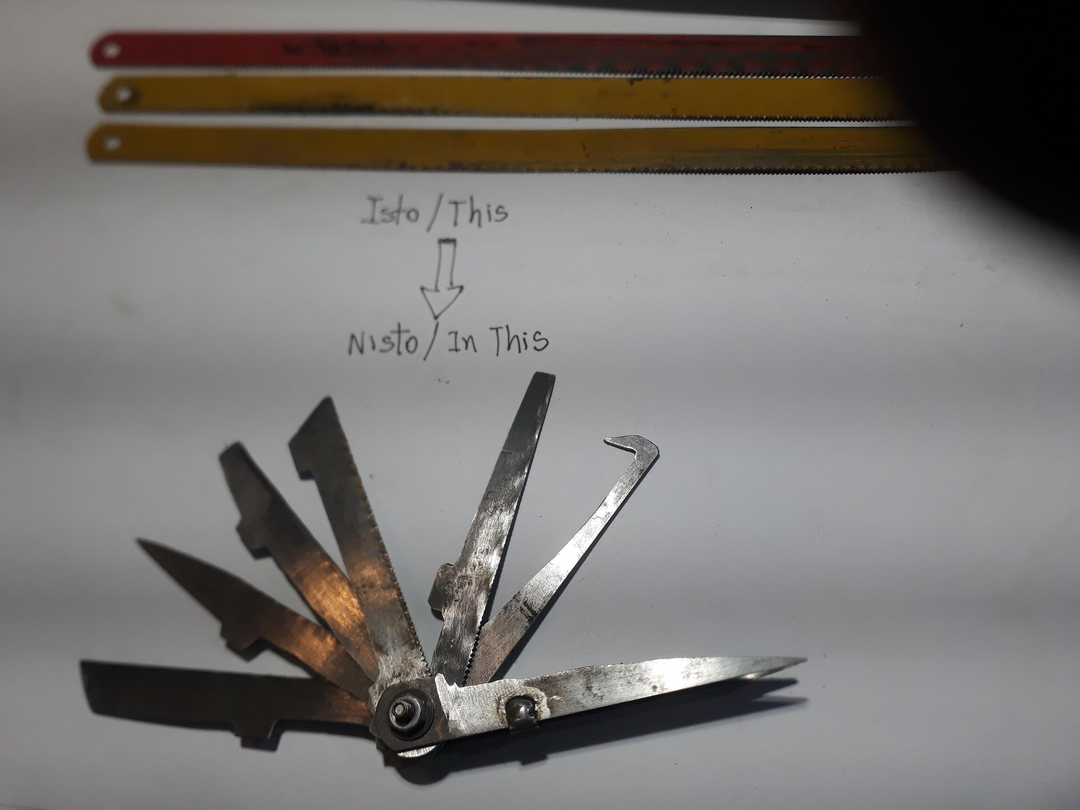 Transform Disposable Saw Blades Into a Multipurpose Tool/Transforme ...