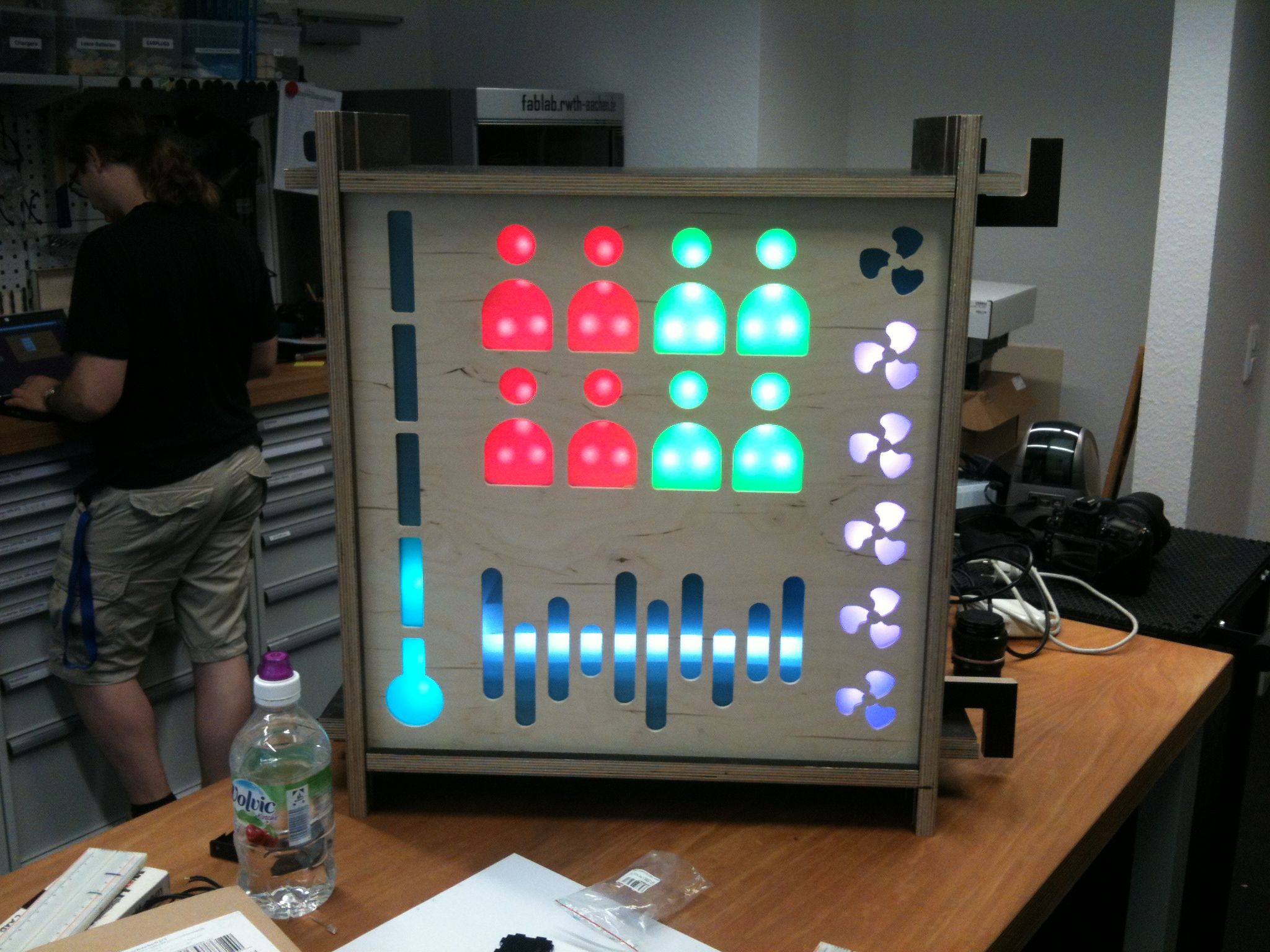 Monitor - Thinking Skins : 9 Steps (with Pictures) - Instructables