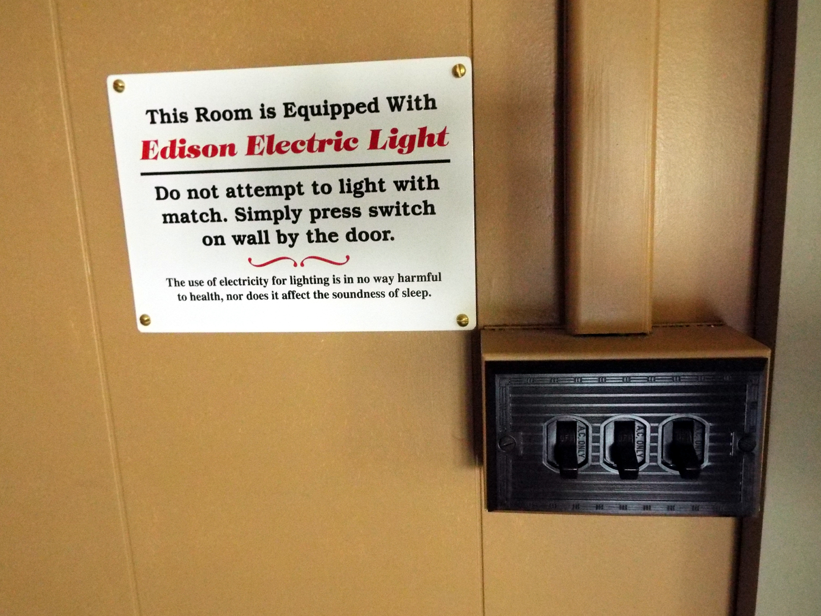 DIY Custom Electric Switch Wall Plate : 9 Steps - Instructables