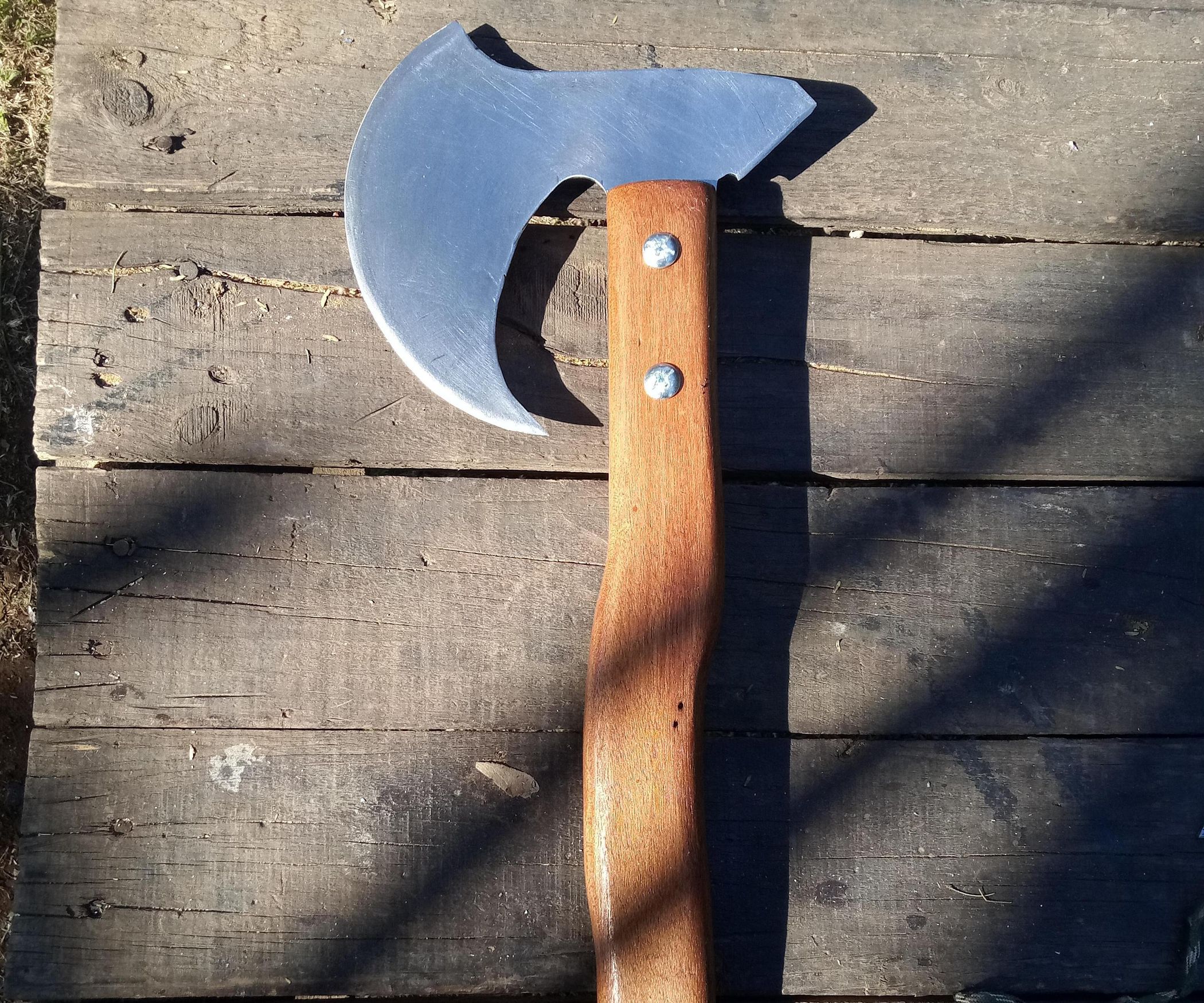 Diamond Blade Throwing Hatchet : 16 Steps - Instructables