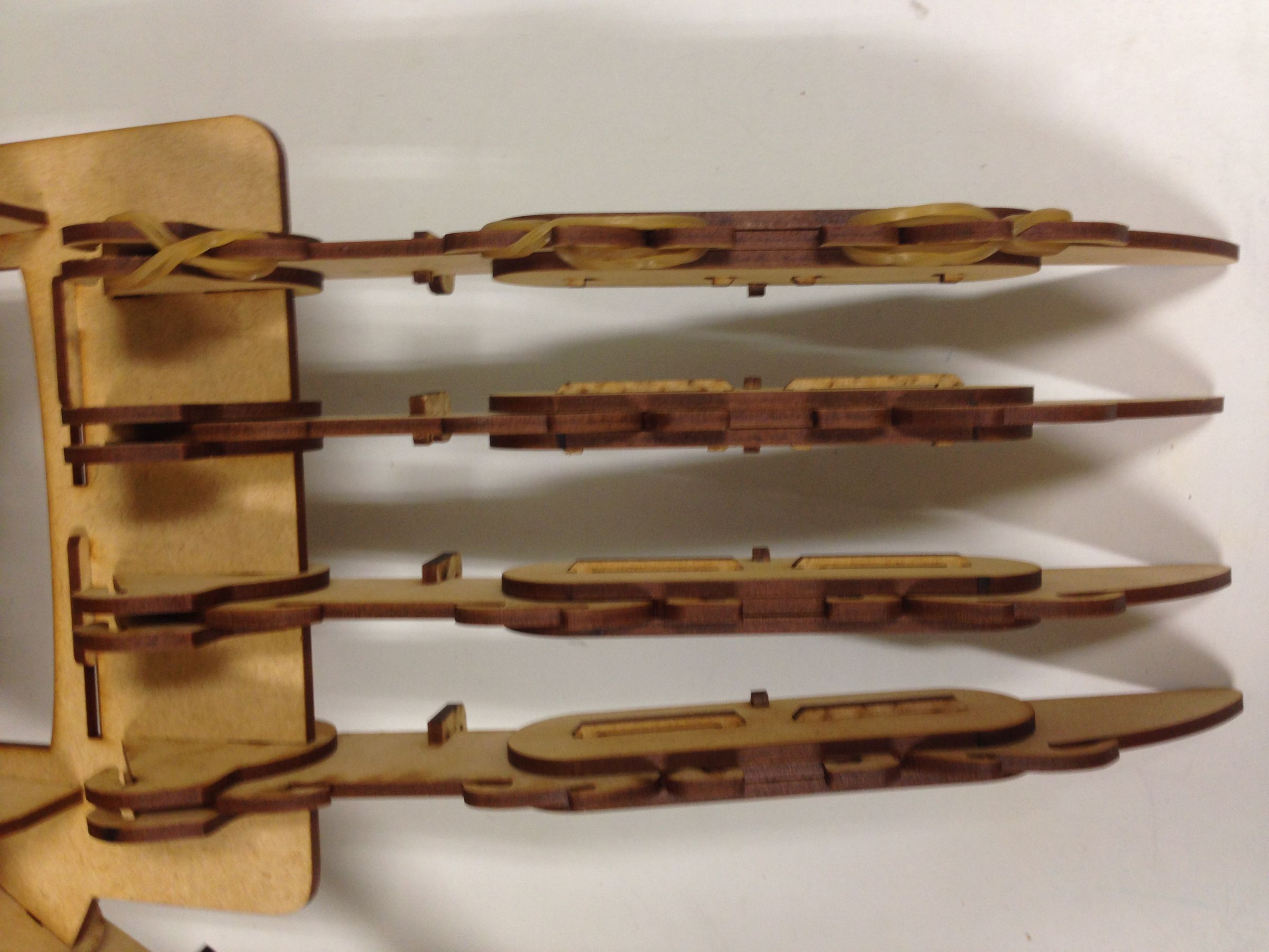 Laser-cut Mechanical Claw : 6 Steps (with Pictures) - Instructables