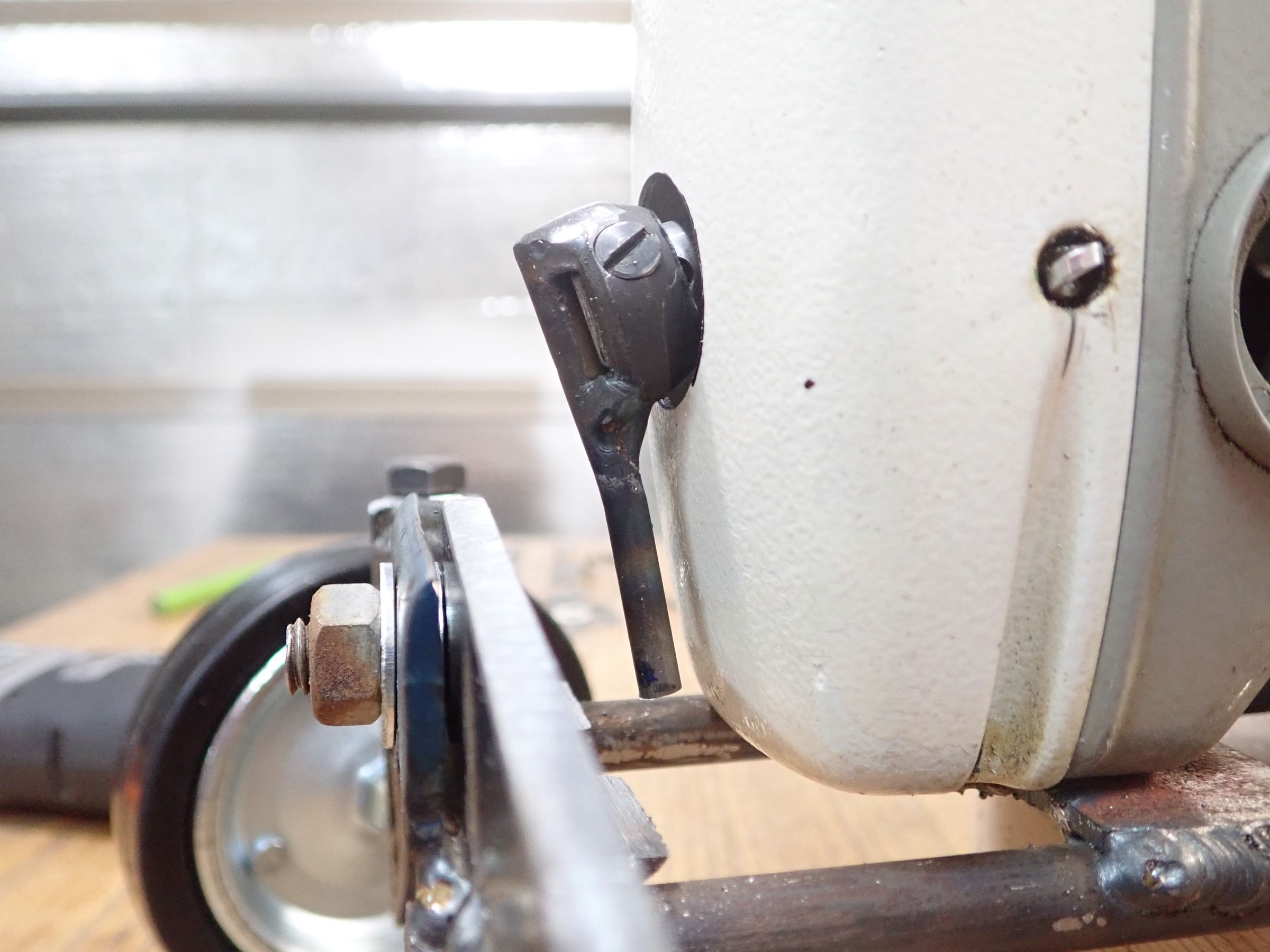How to Make a Sewing Machine Tractor : 21 Steps (with Pictures ...