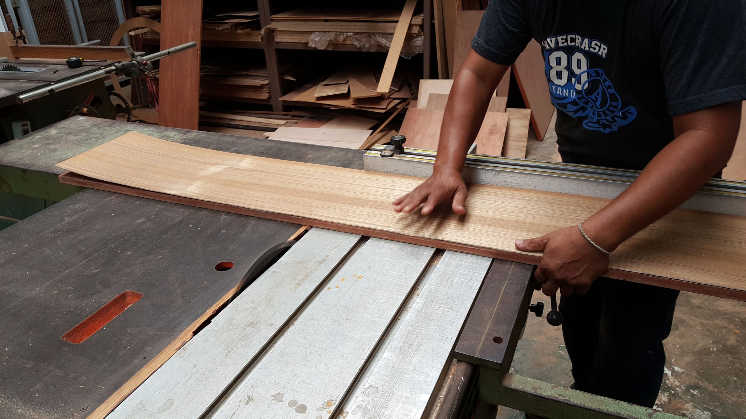 MUSTANGs Shelf : 3 Steps (with Pictures) - Instructables