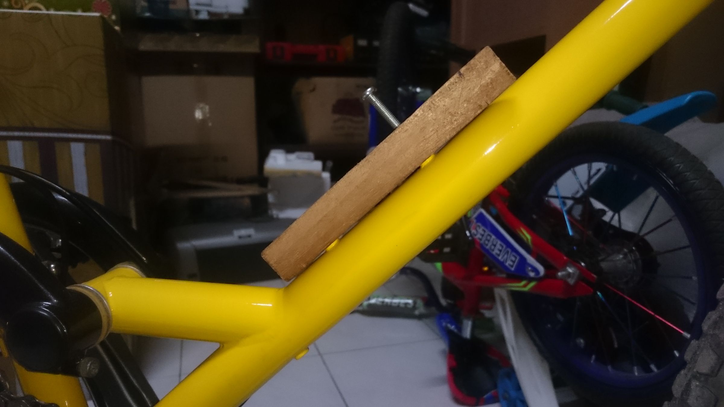 Grounded Bike Stand : 3 Steps - Instructables