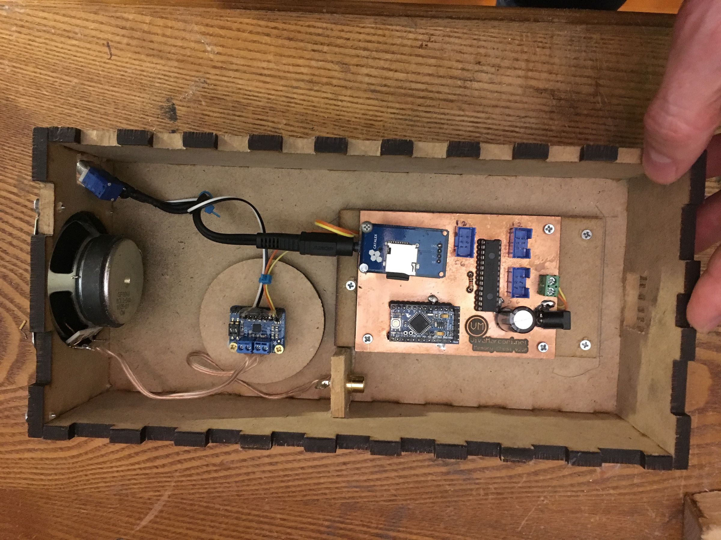 Build an Audio Memory Chest! : 8 Steps (with Pictures) - Instructables