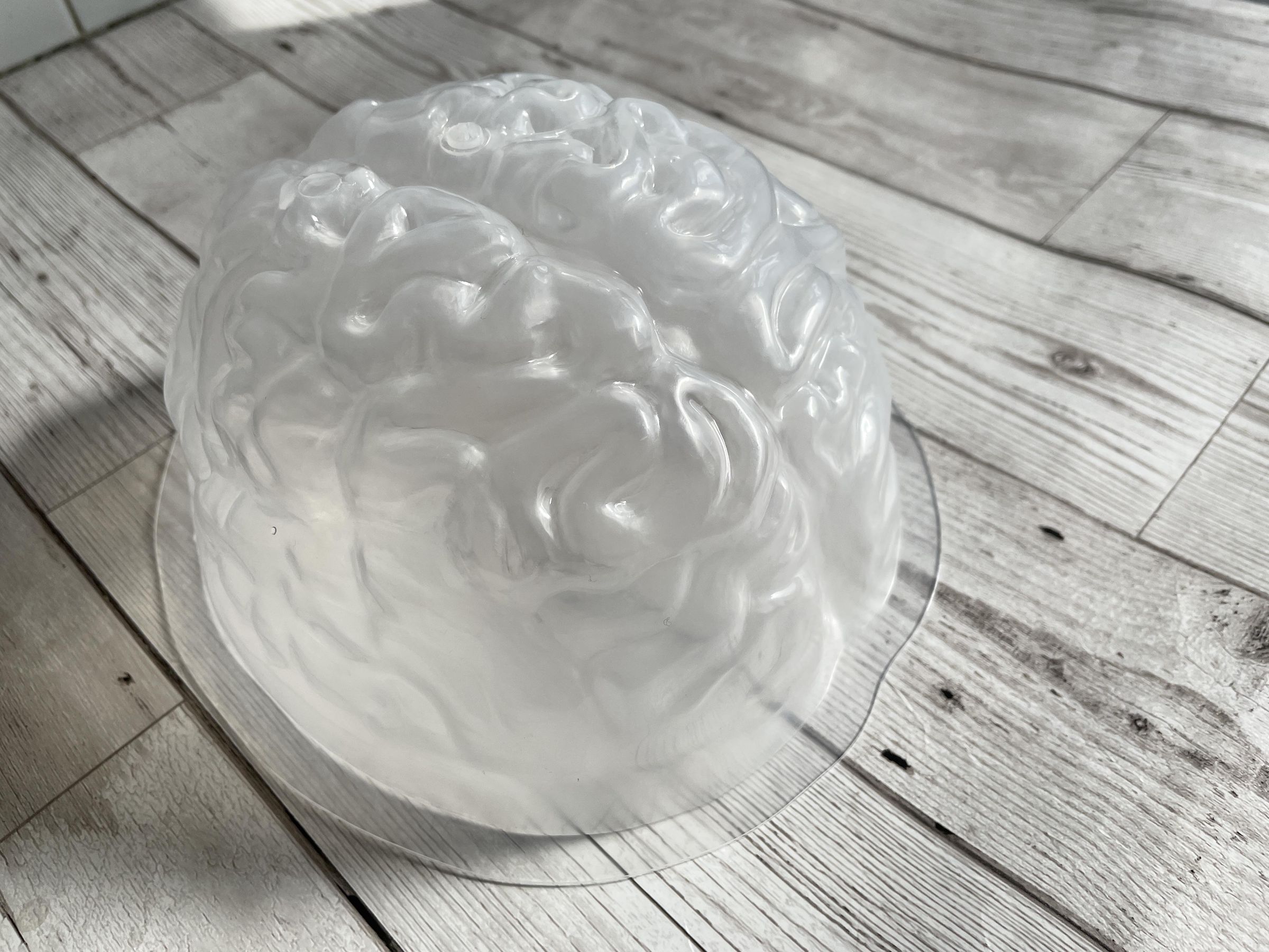 Halloween Food - Brain Dessert : 5 Steps (with Pictures) - Instructables