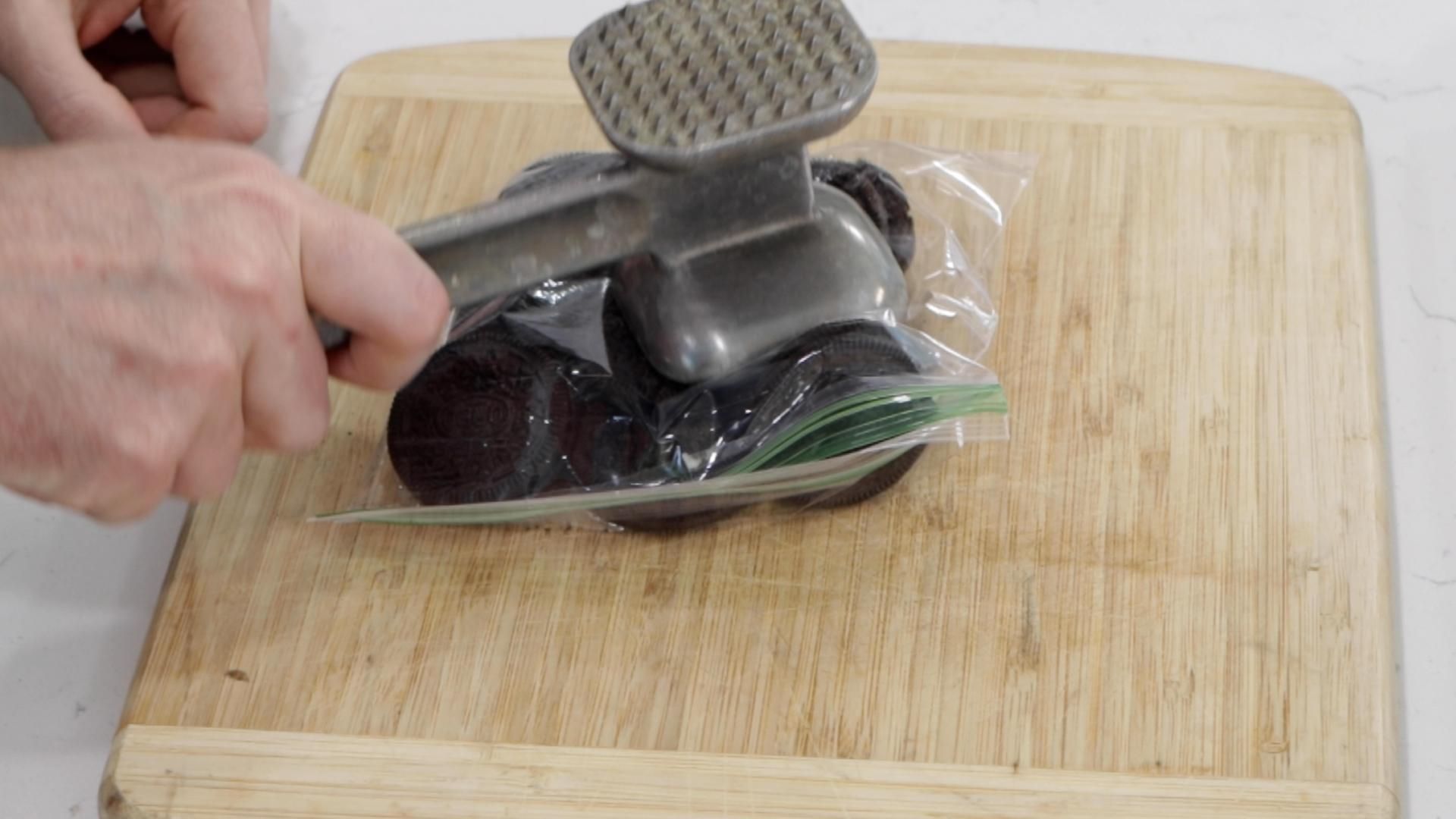 3-Ingredient Cookies and Cream Ice Cream Sandwiches : 5 Steps (with ...