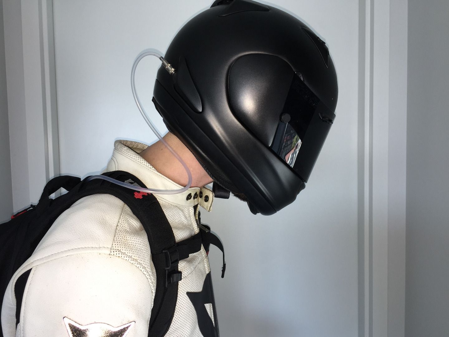 No-drill Motorcycle Helmet MotoGP Hydration Mod : 8 Steps (with ...