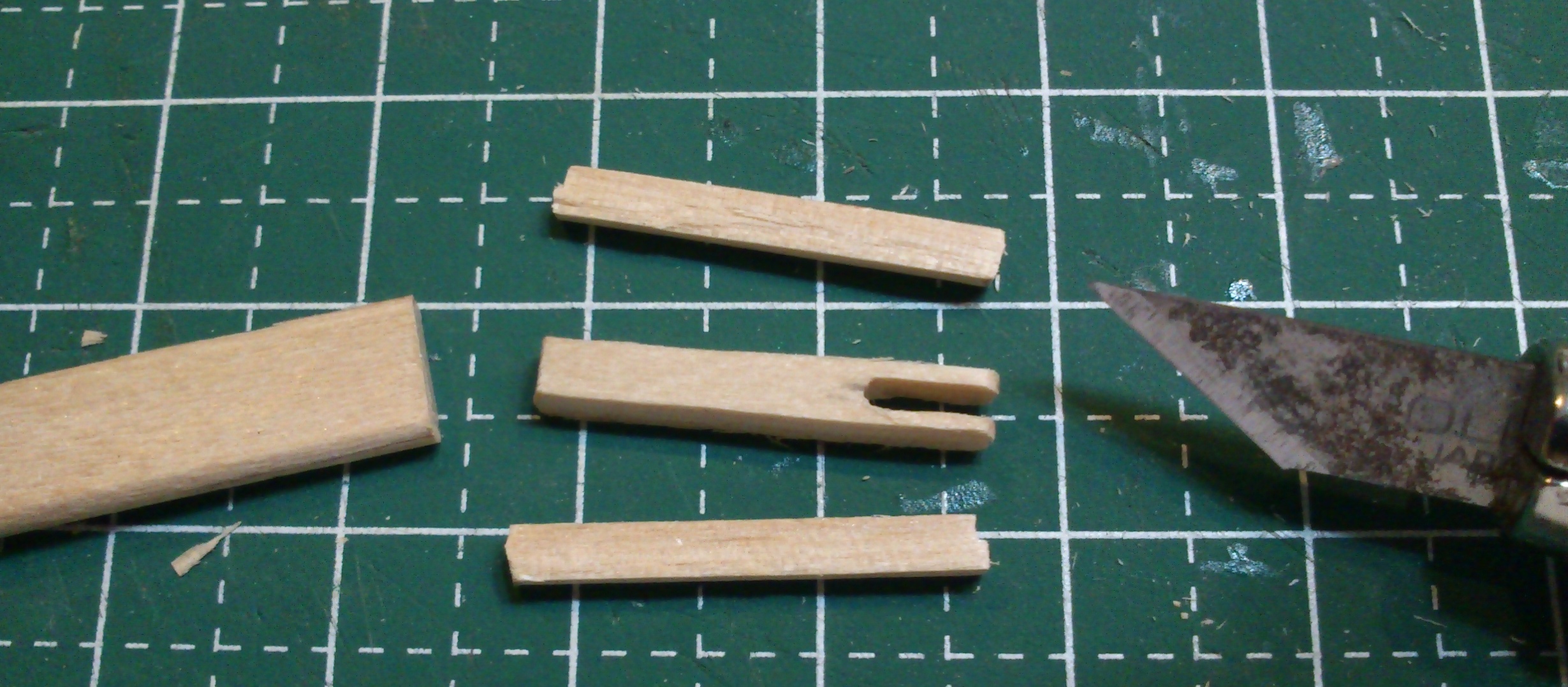 Mini AT-ST Popsicle Stick Model : 7 Steps (with Pictures) - Instructables