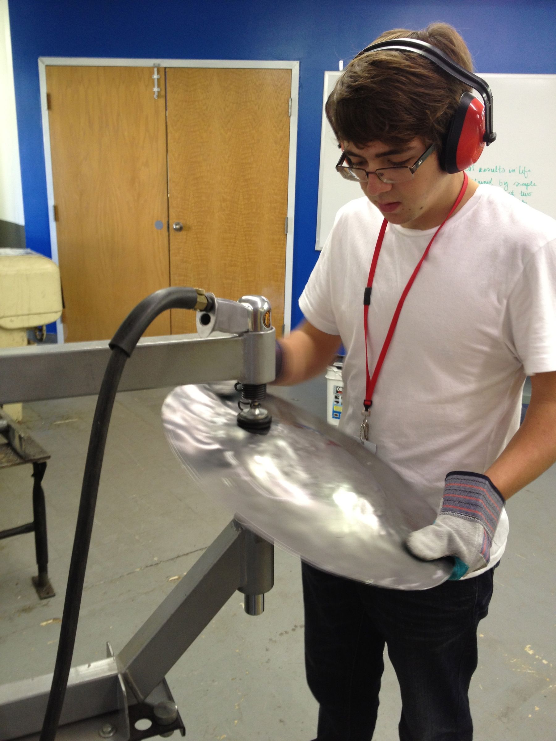 How to Make a Buckler Out of Sheet Metal : 7 Steps (with Pictures ...
