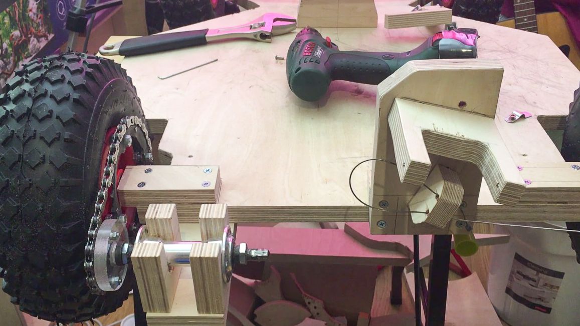 Drill Powered Go Kart : 6 Steps (with Pictures) - Instructables