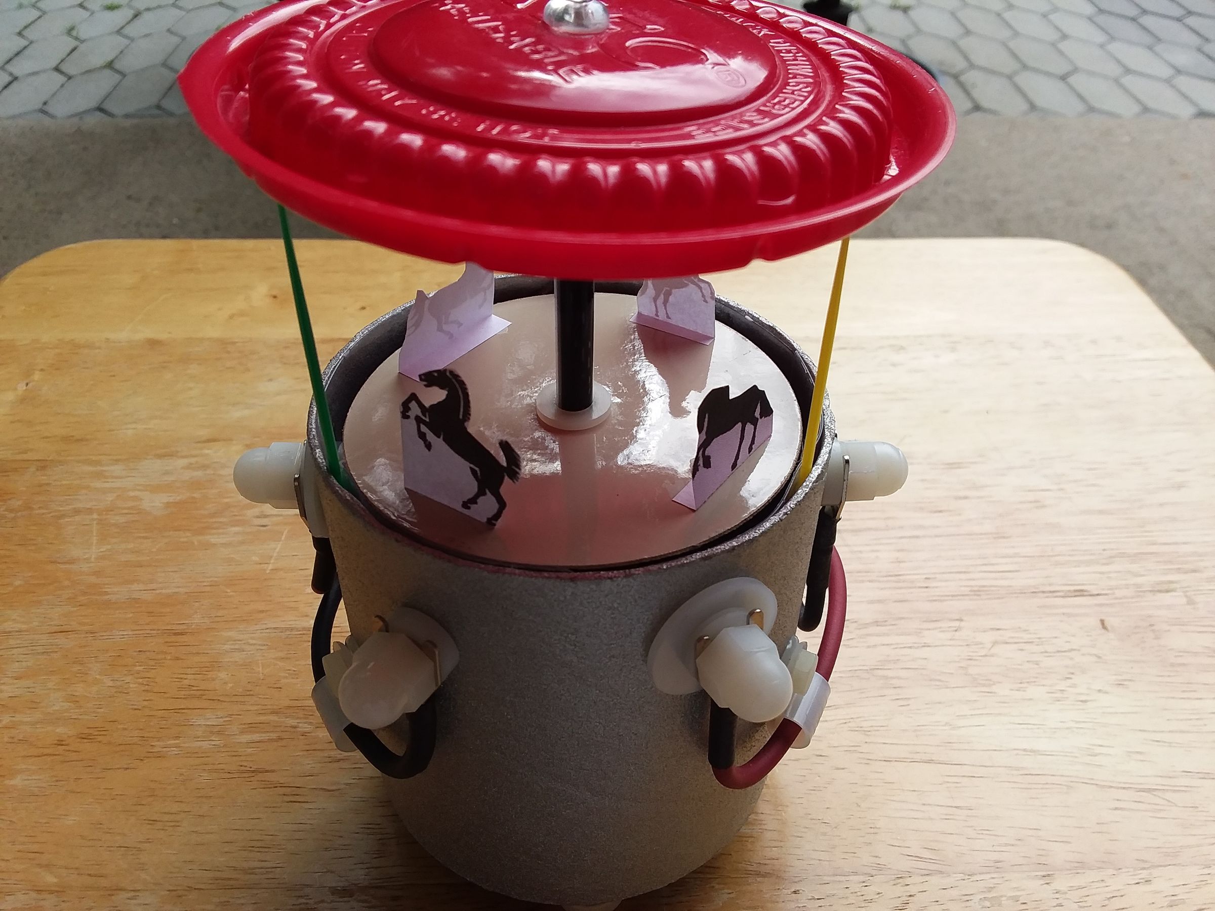 Electrostatic Carousel Made From Recyclables : 16 Steps - Instructables