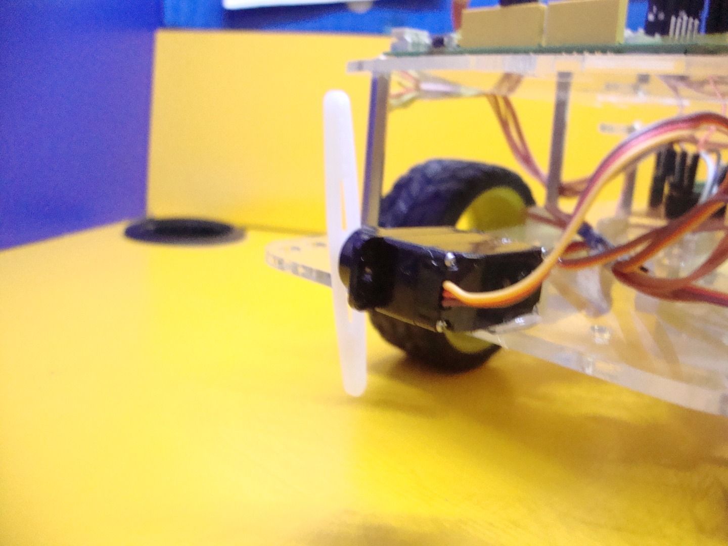 The Soccer Robot : 12 Steps (with Pictures) - Instructables