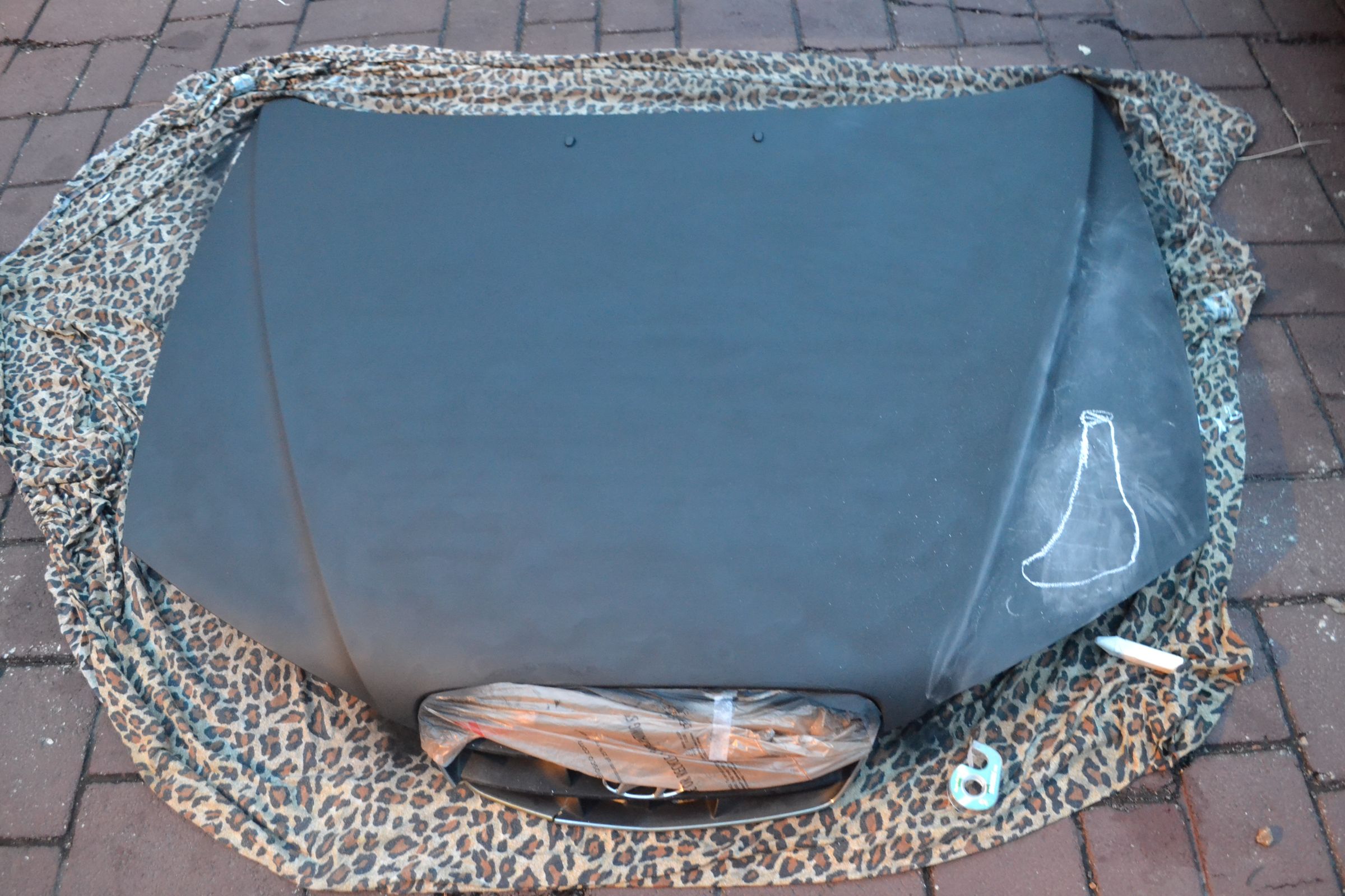 Turn Your Rusty Car Hood Into an Awesome Chalkboard! : 7 Steps (with ...