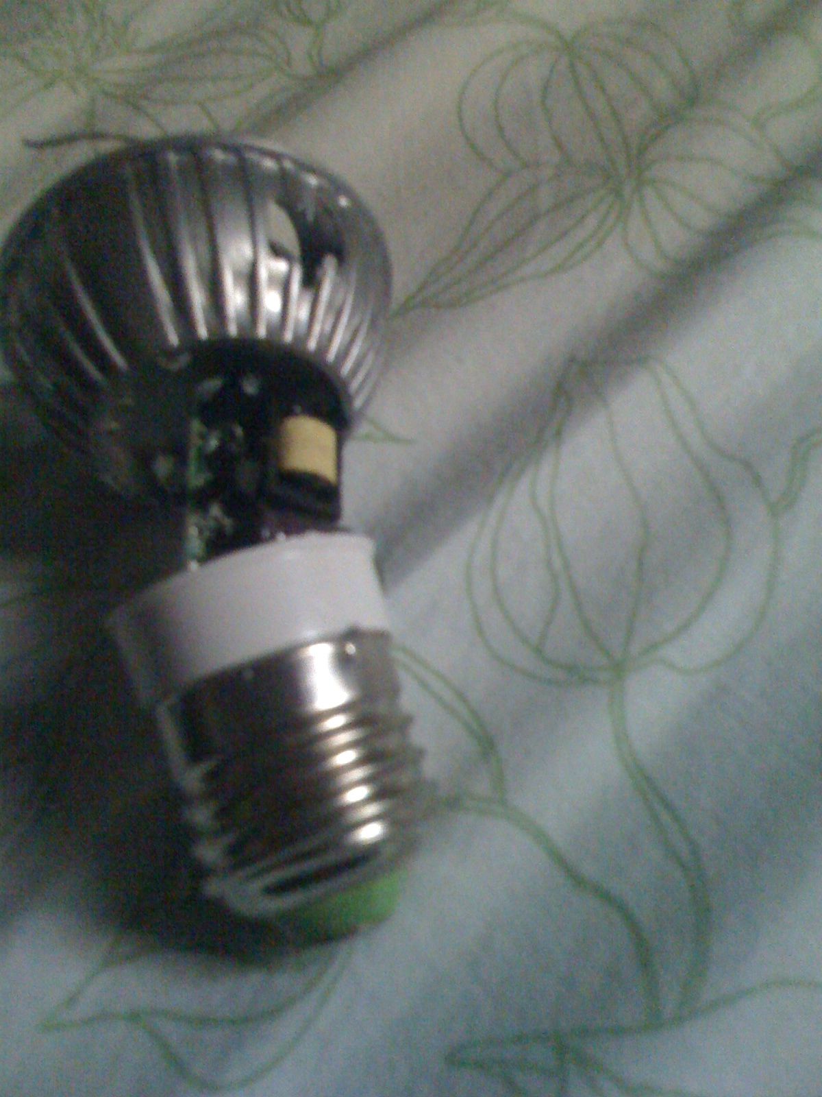 Emergency Battery Light : 4 Steps - Instructables