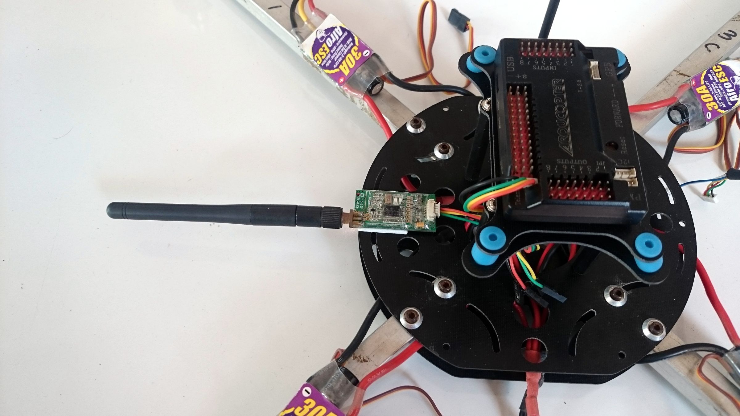 How to Build a Quadcoptor. (NTM 28-30S 800kV 300W and Arducopter APM 2. ...