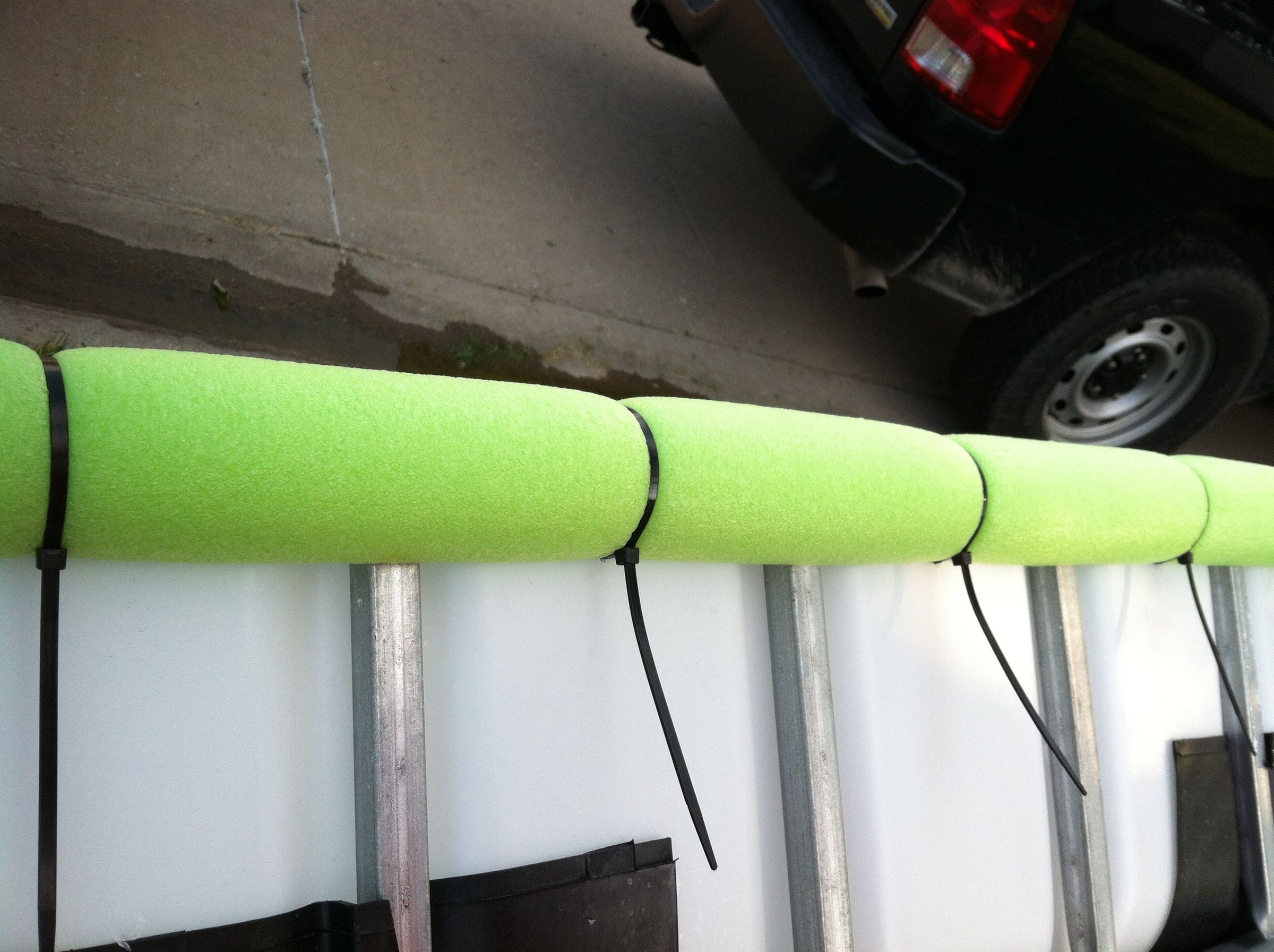 IBC Tote Kiddie Pool : 6 Steps (with Pictures) - Instructables