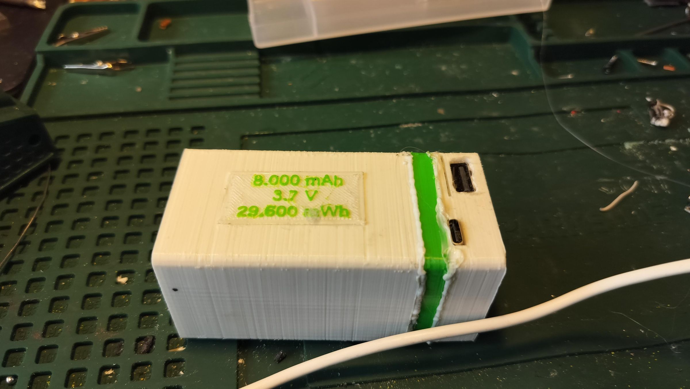 DIY Powerbank With Refurbished 18650 Lithium Cells : 8 Steps ...