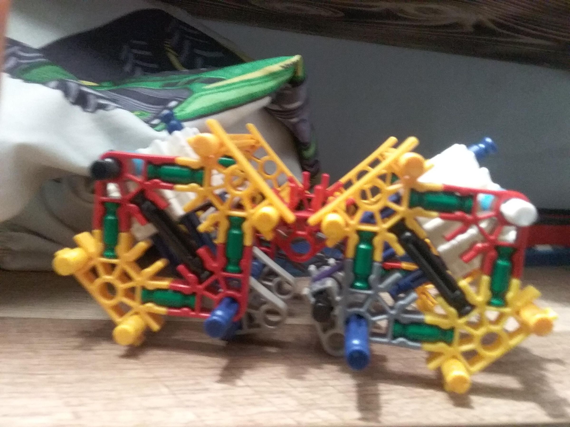 Knex 2 Cylinder Engine : 4 Steps - Instructables